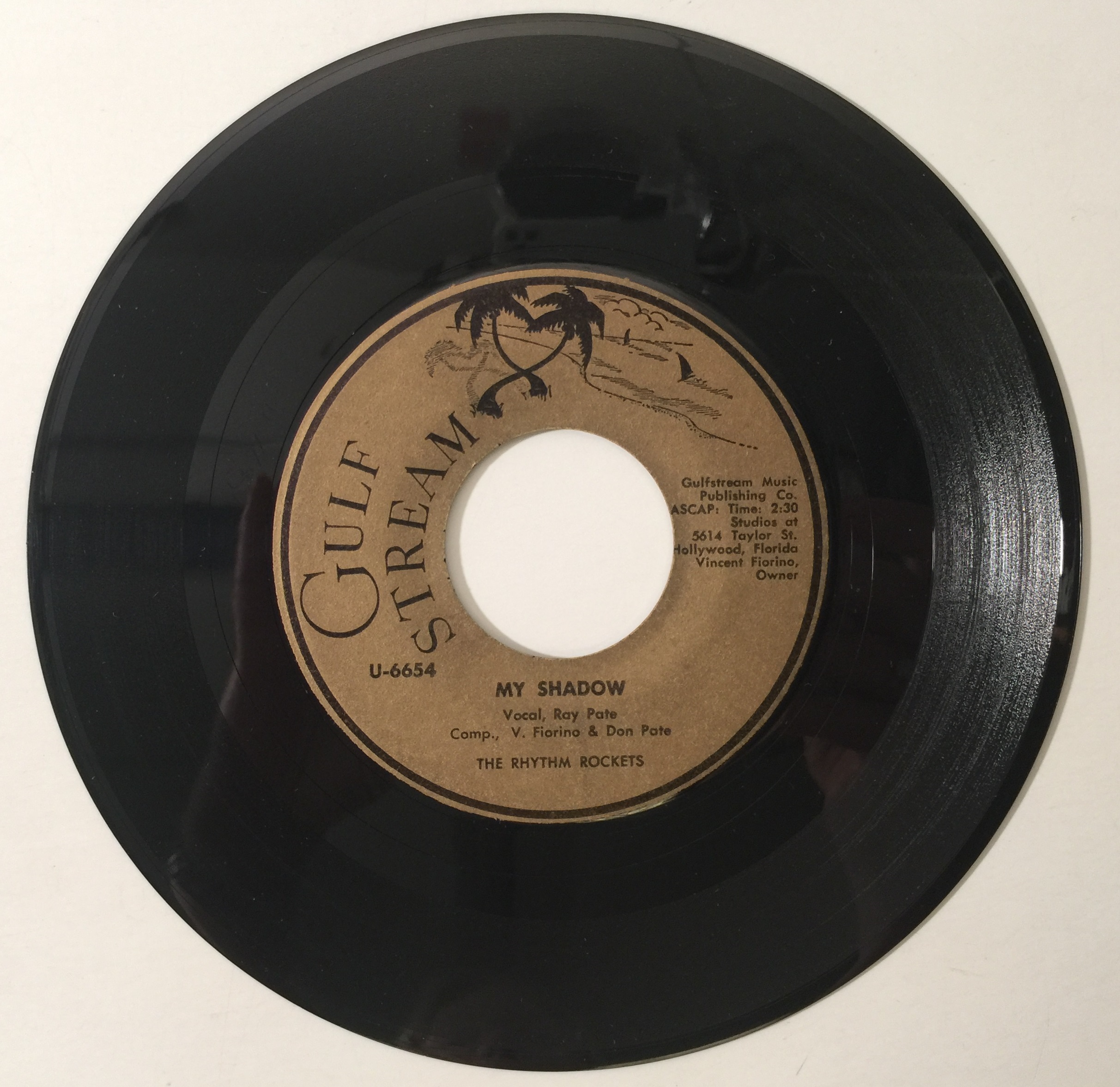 Lot 54 - THE RHYTHM ROCKETS - MY SHADOW/ LUCKY DAY 7"