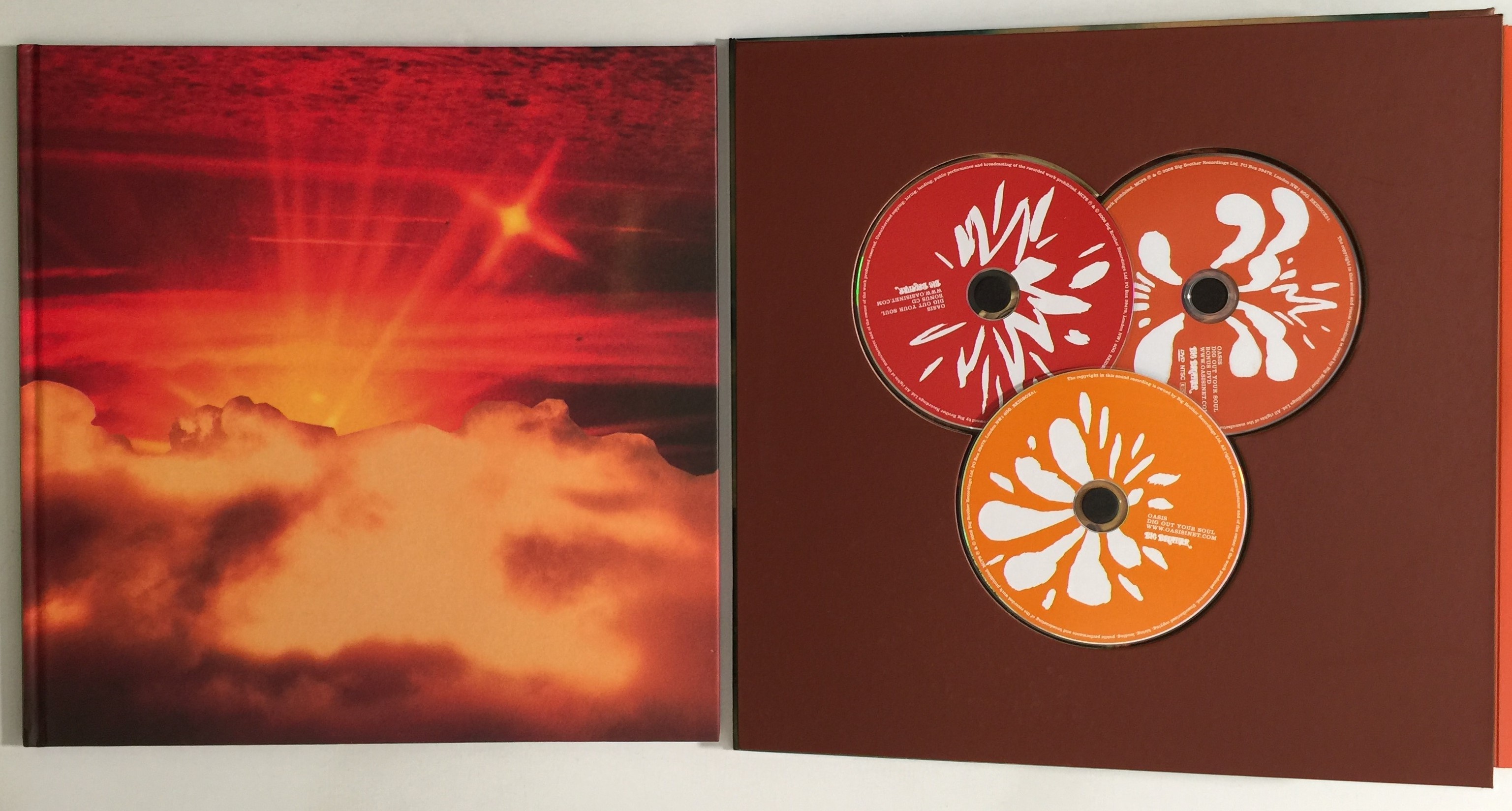 Lot 21 - OASIS - DIG OUT YOUR SOUL LP BOX SET/ 10