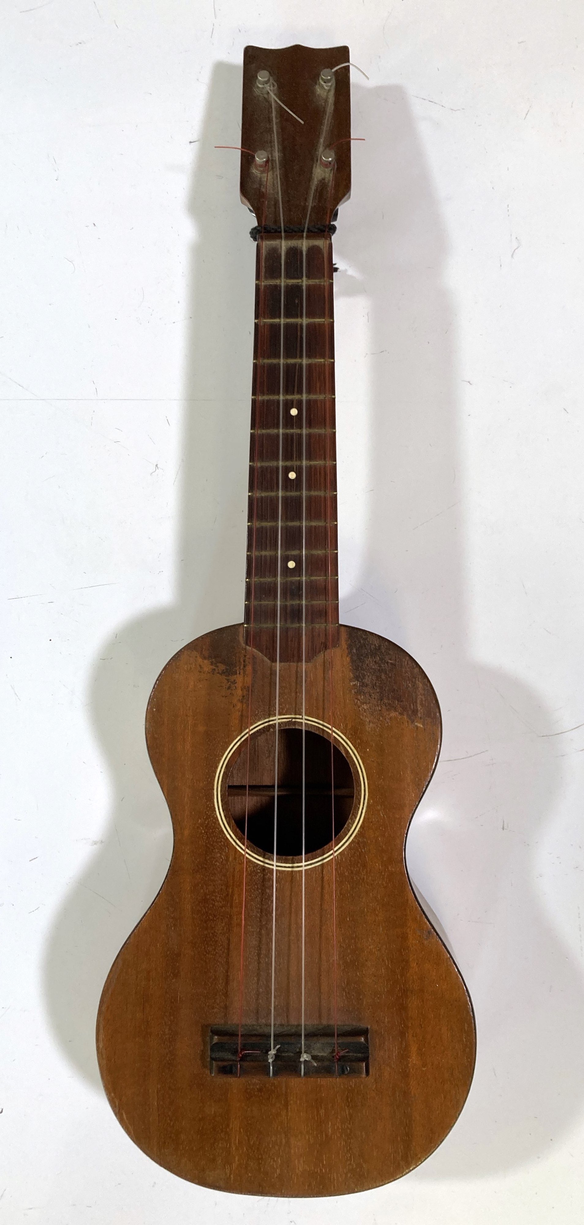 Lot 37 - LA FOLEY UKELELE.