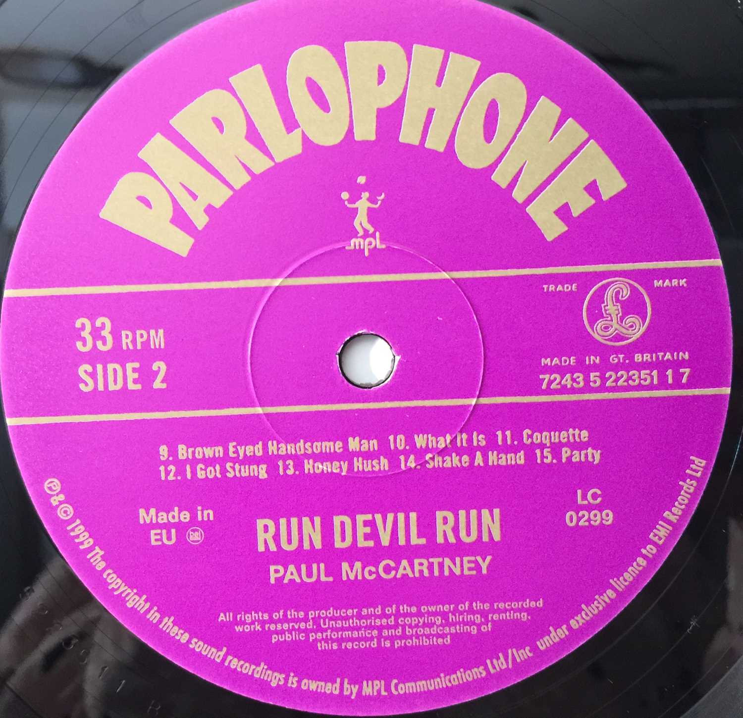 Lot 22 - PAUL MCCARTNEY - RUN DEVIL RUN LP (522 3511).