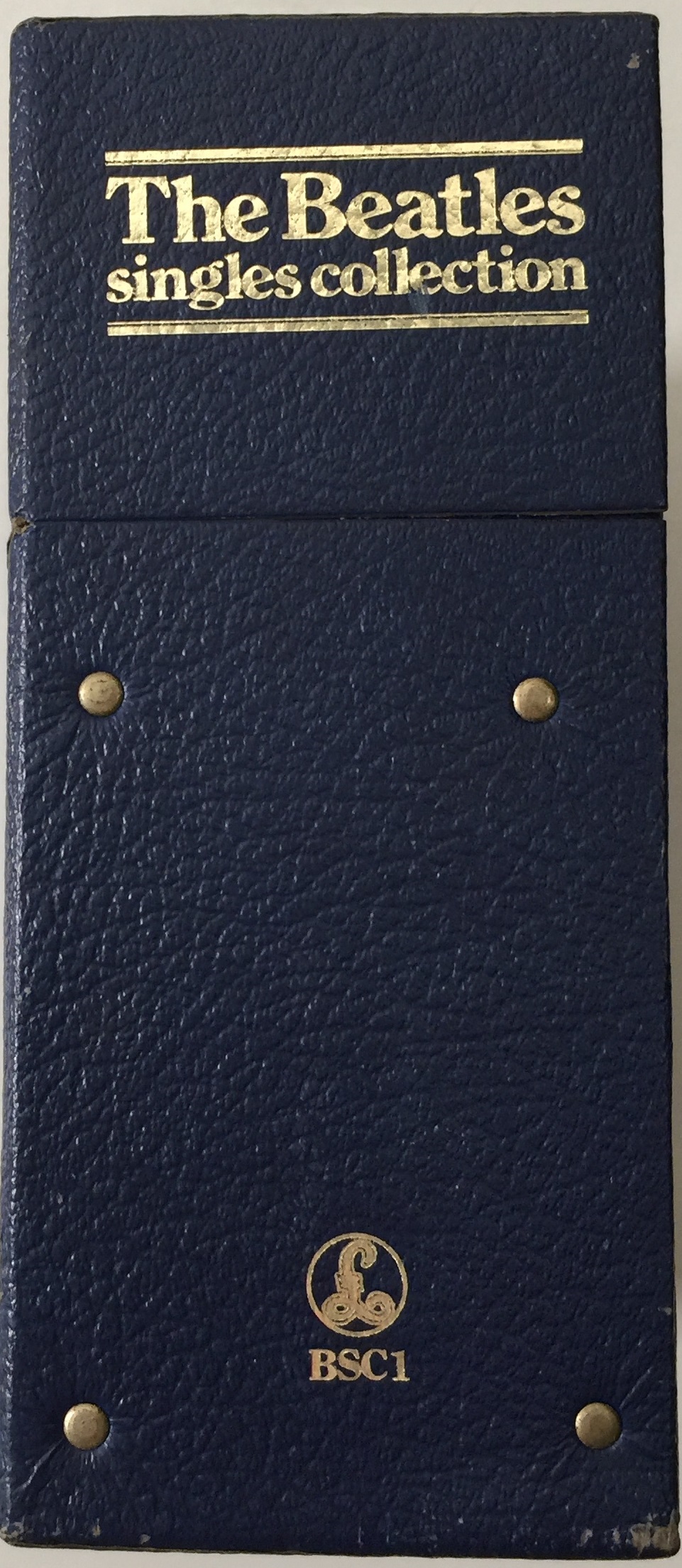 Lot 70 - THE BEATLES - THE BEATLES SINGLES COLLECTION