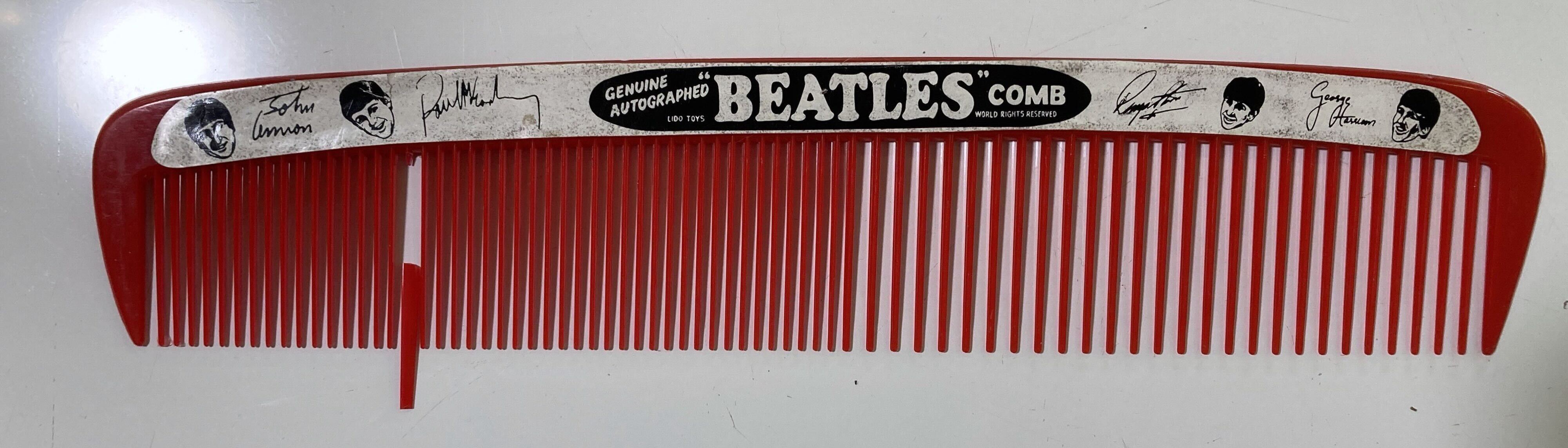 Lot 165 - BEATLES MEMORABILIA INC LIDO TOYS COMB, 1964