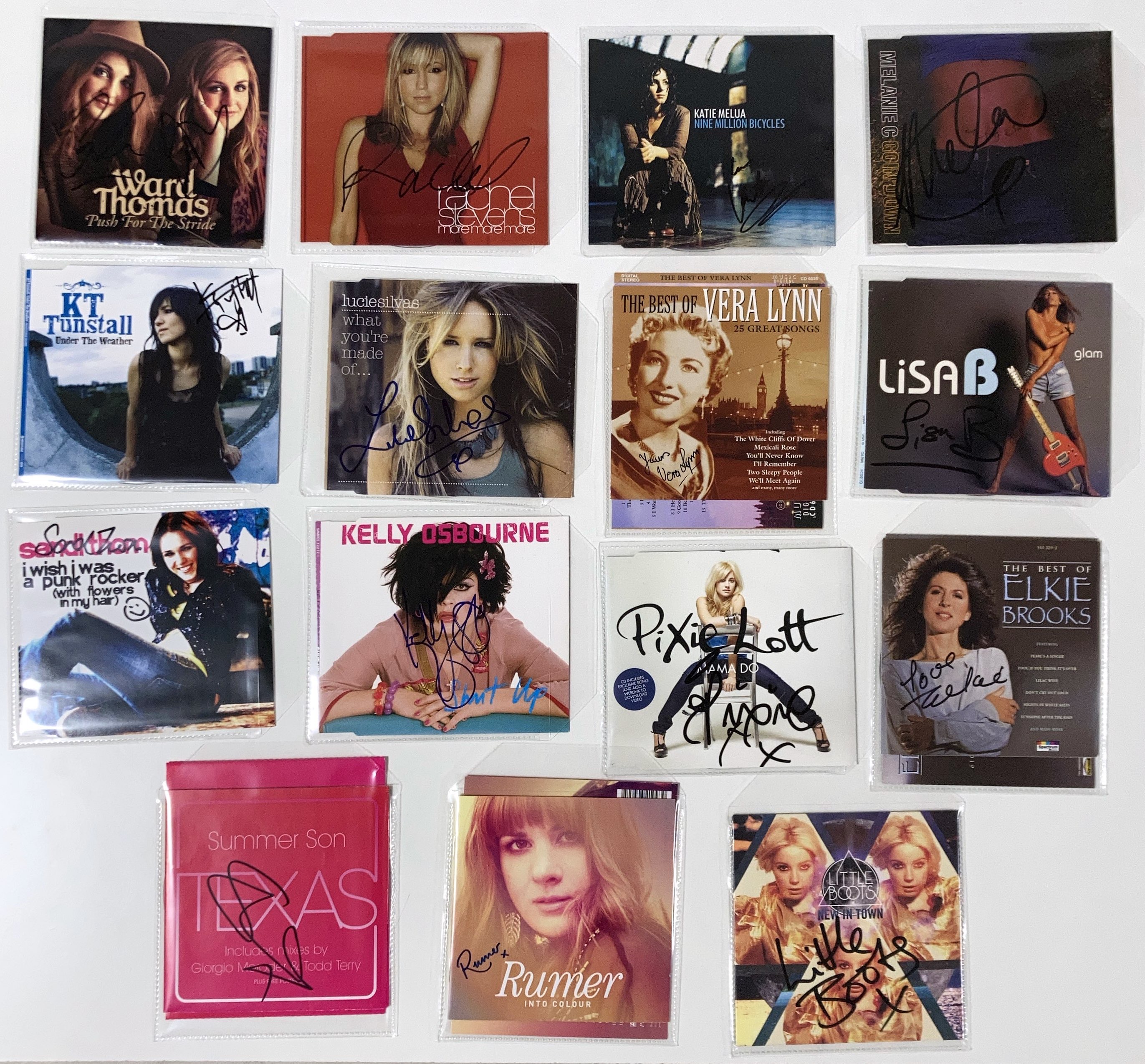 Lot 324 - FEMALE STARS - SIGNED CDS.