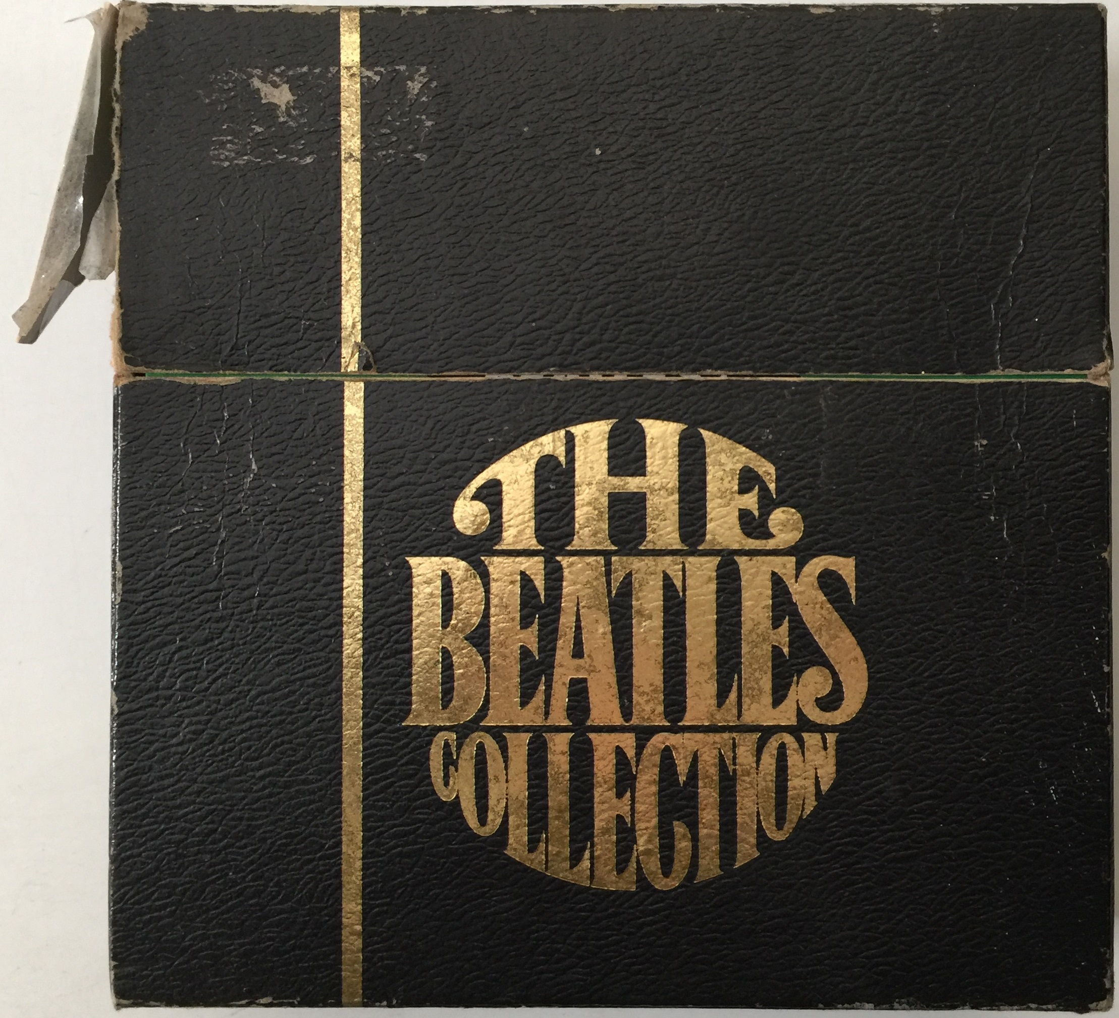 Lot 848 - THE BEATLES - THE SINGLES COLLECTION