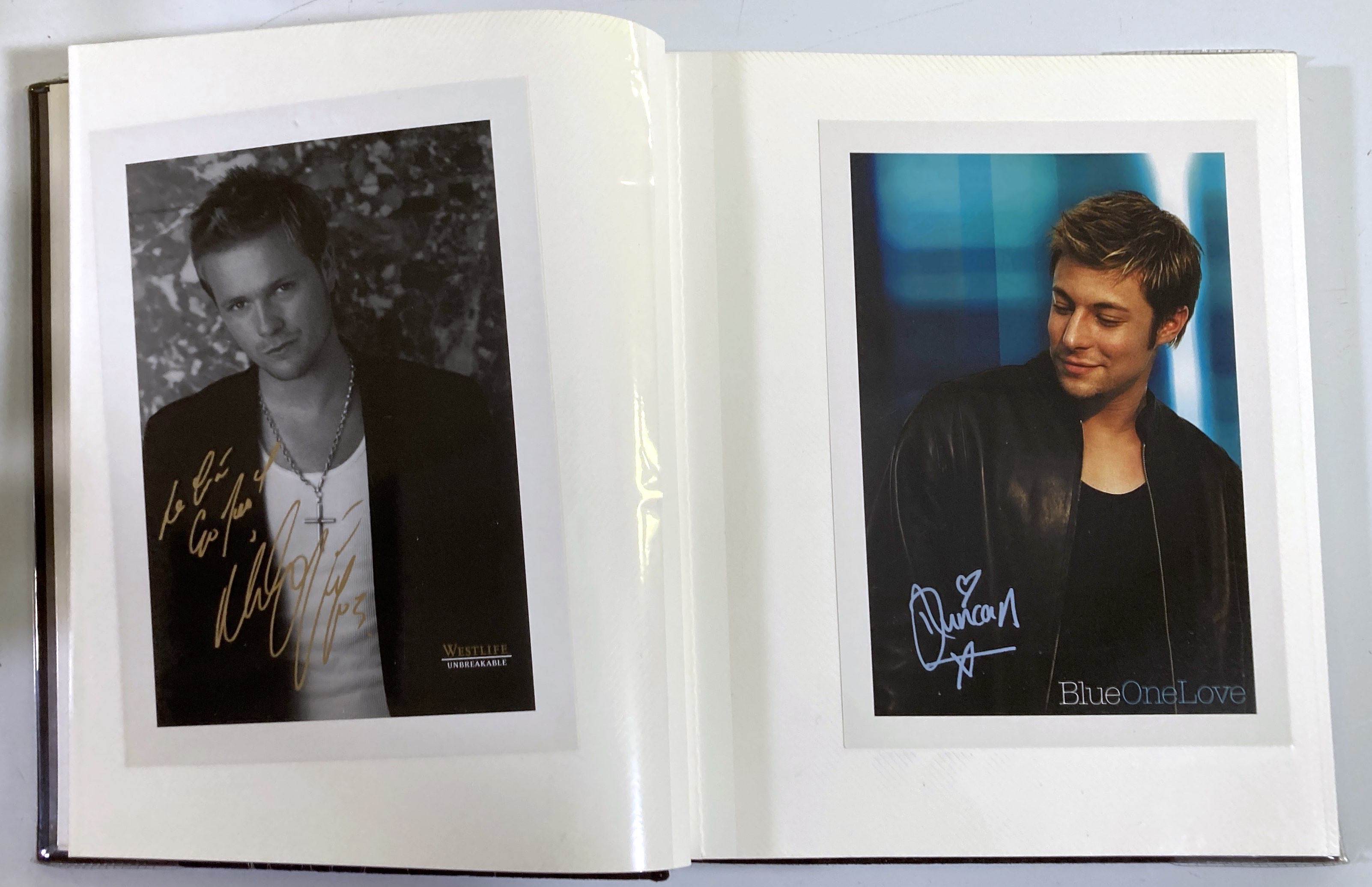 Lot 54 - SIGNED BOOKS / AUTOGRAPHS.