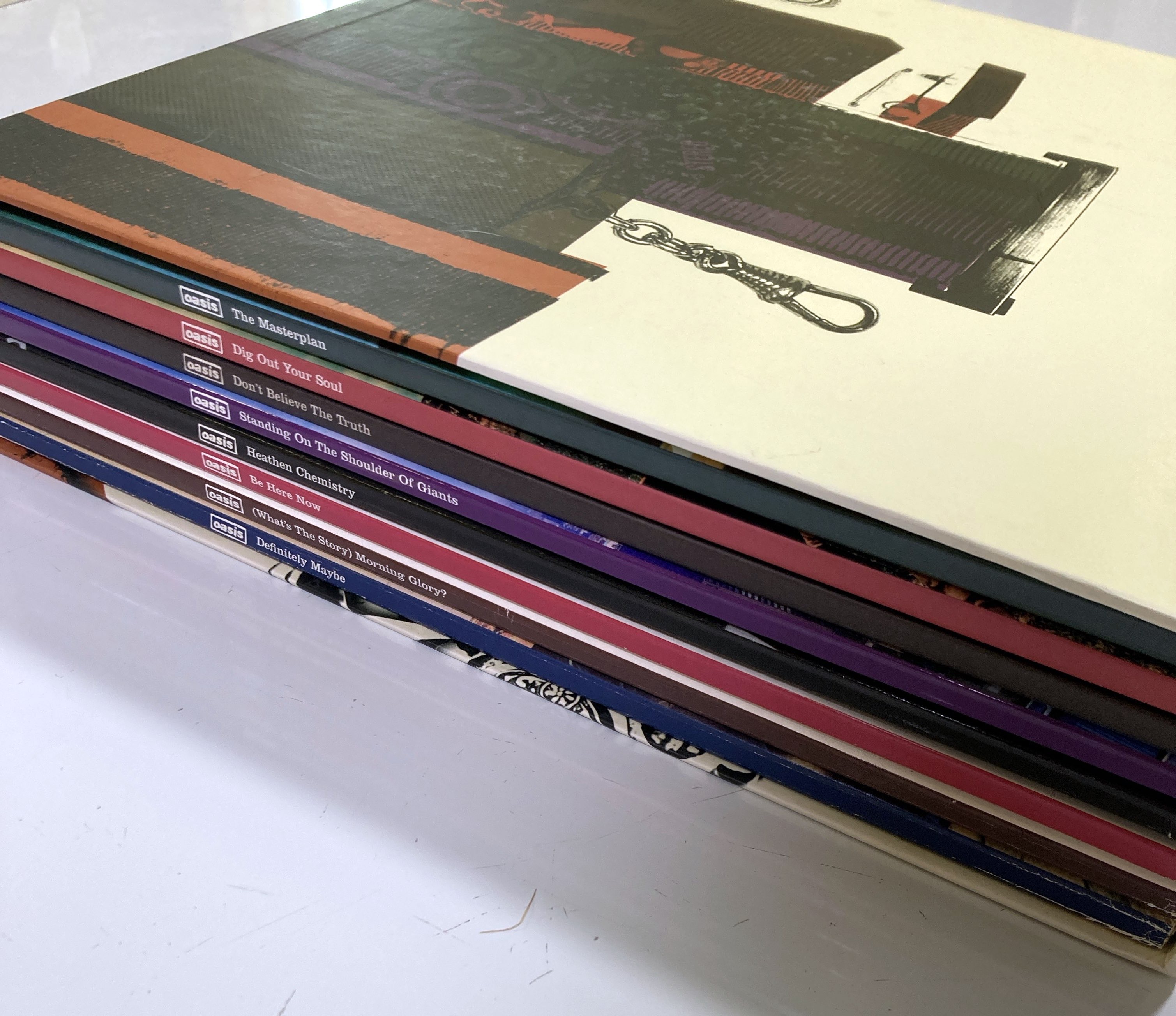 Lot 25 - OASIS SELF TITLED VINYL BOX - RKIDBOX58 - ALL