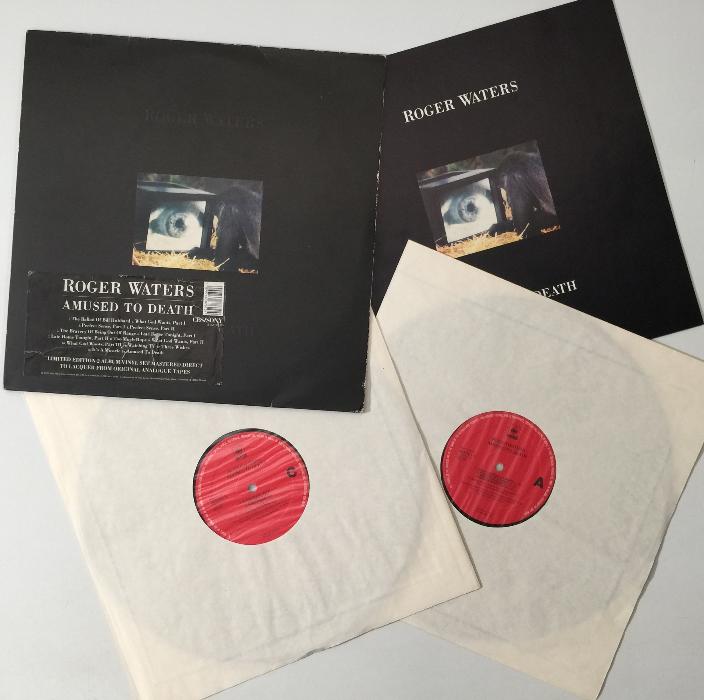 Lot 2 - ROGER WATERS - AMUSED TO DEATH LP (1992 OG