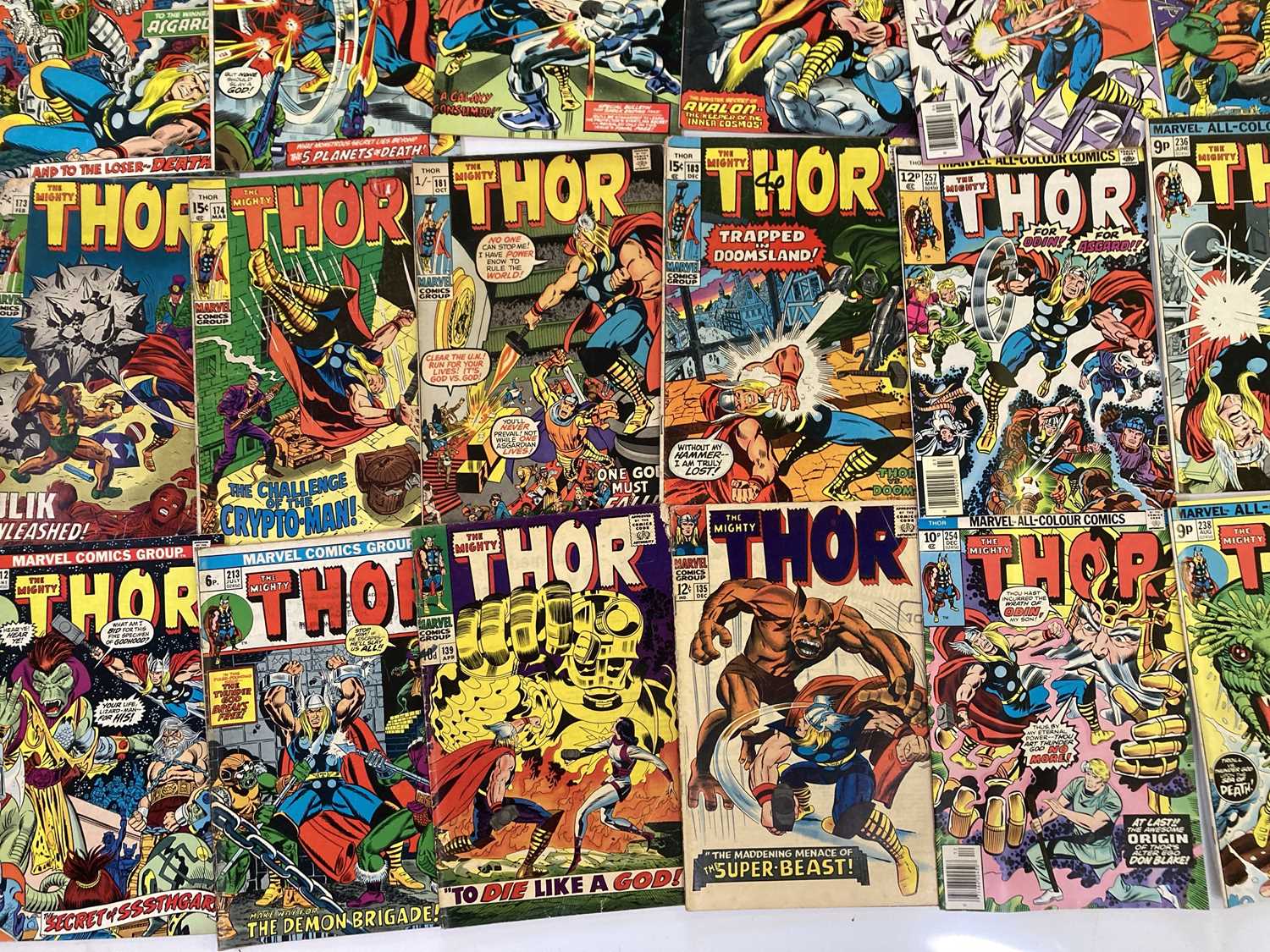 Lot 126 - MARVEL COMICS - CONAN / THOR.
