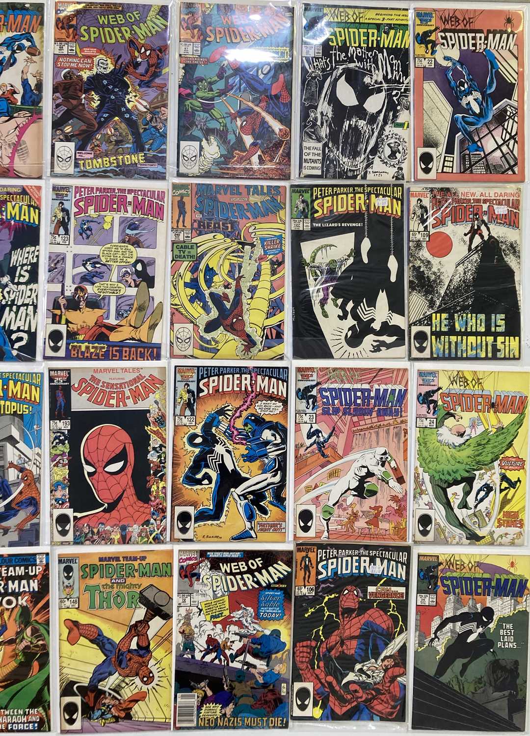 Lot 135 - APPROX 74 MARVEL SPIDER-MAN COMICS.