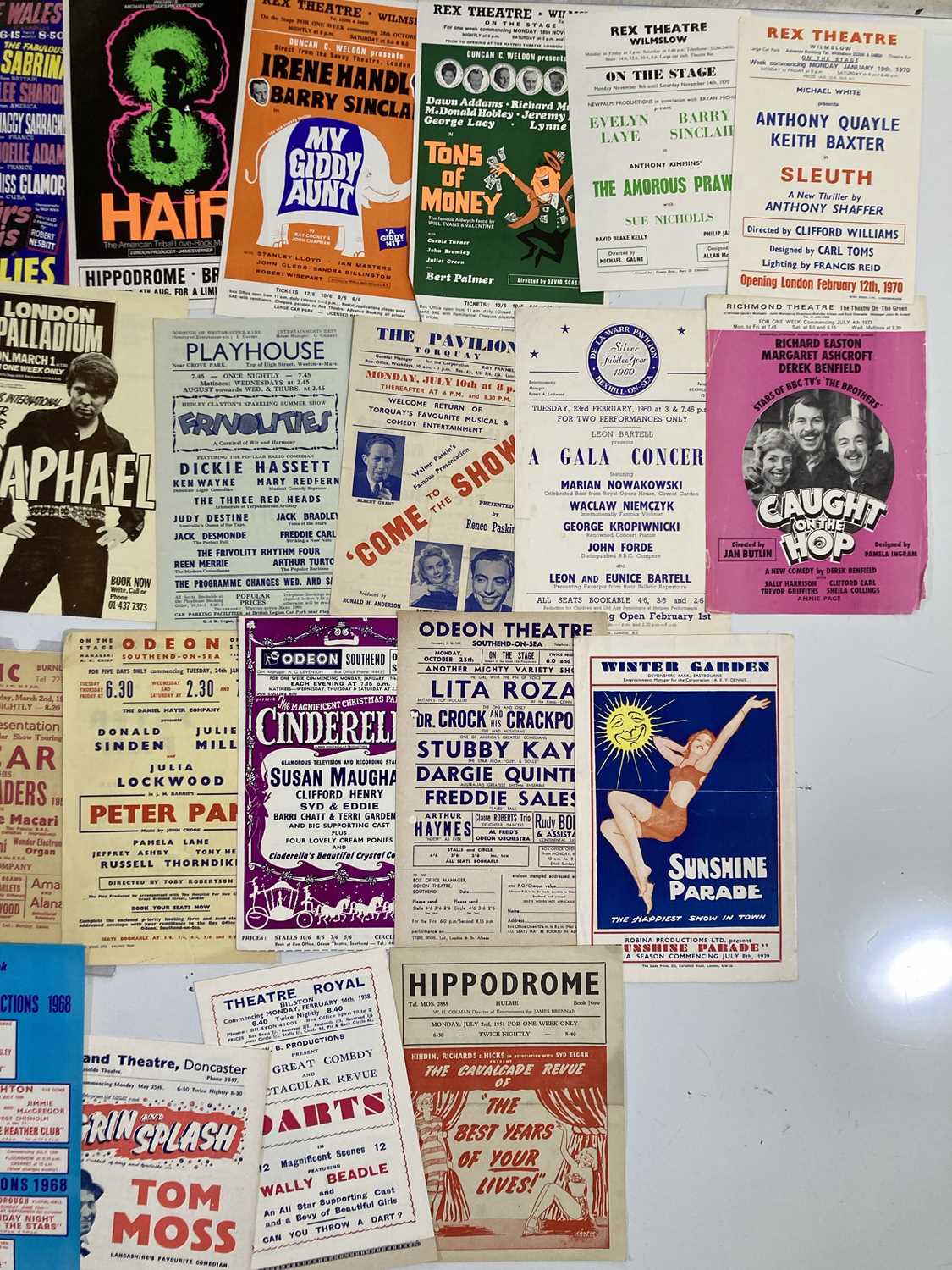 Lot 4 - THEATRE HANDBILLS.