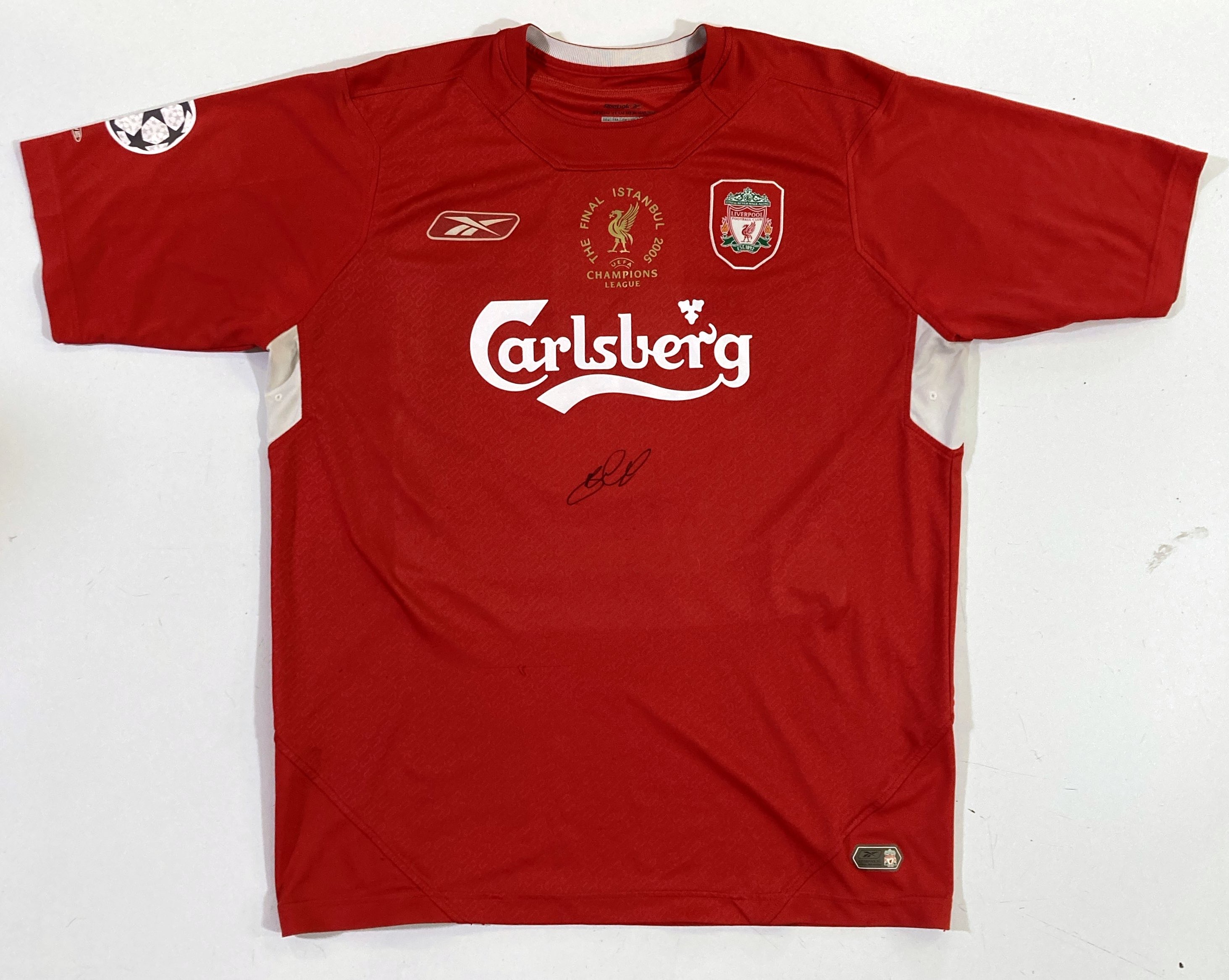 Lot 106 - FOOTBALL MEMORABILIA - STEVEN GERRARD SIGNED