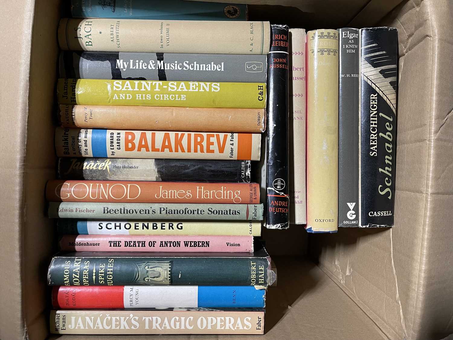 Lot 58 - CLASSICAL MUSIC - BOOK ARCHIVE.