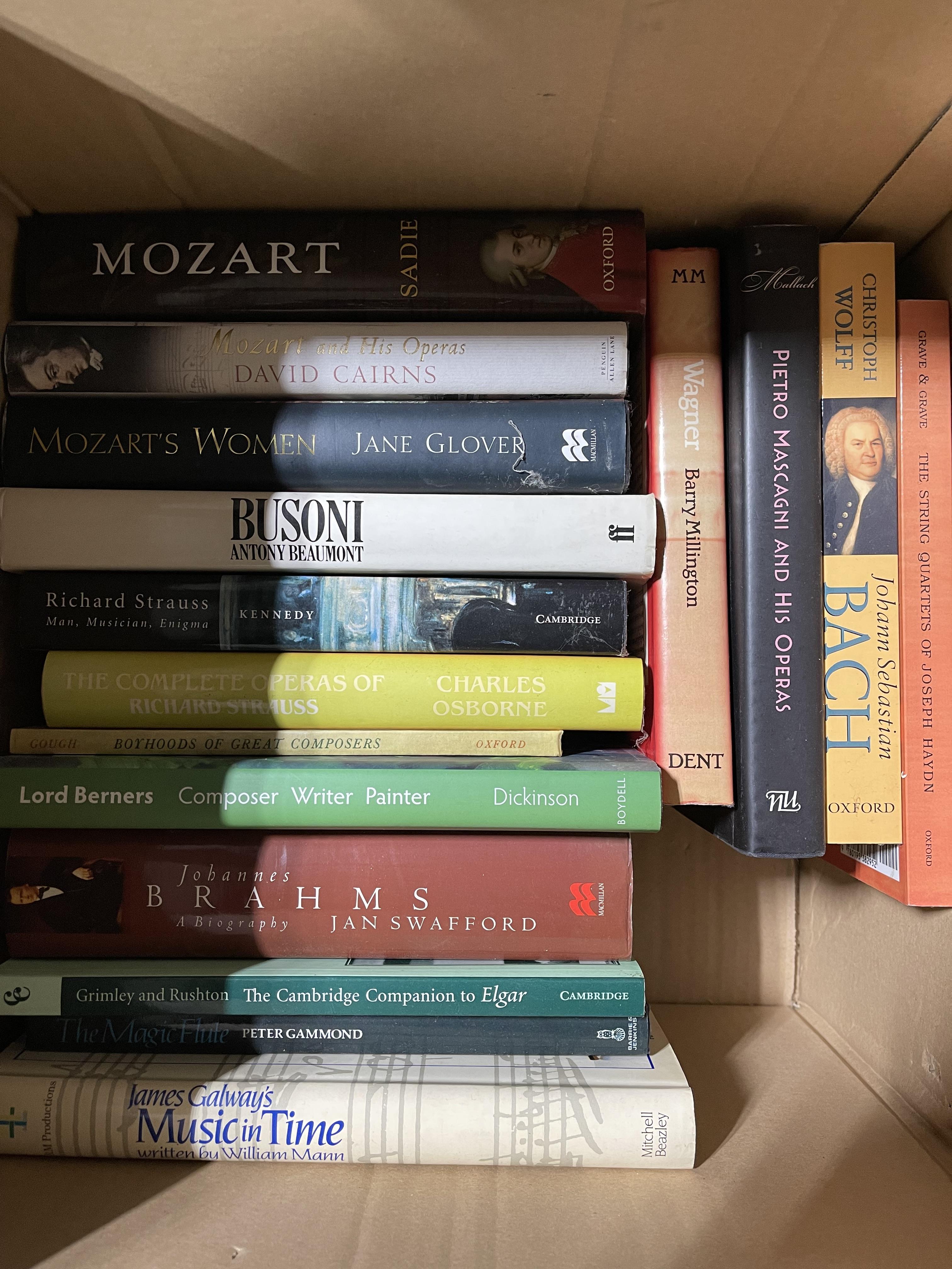 Lot 58 - CLASSICAL MUSIC - BOOK ARCHIVE.