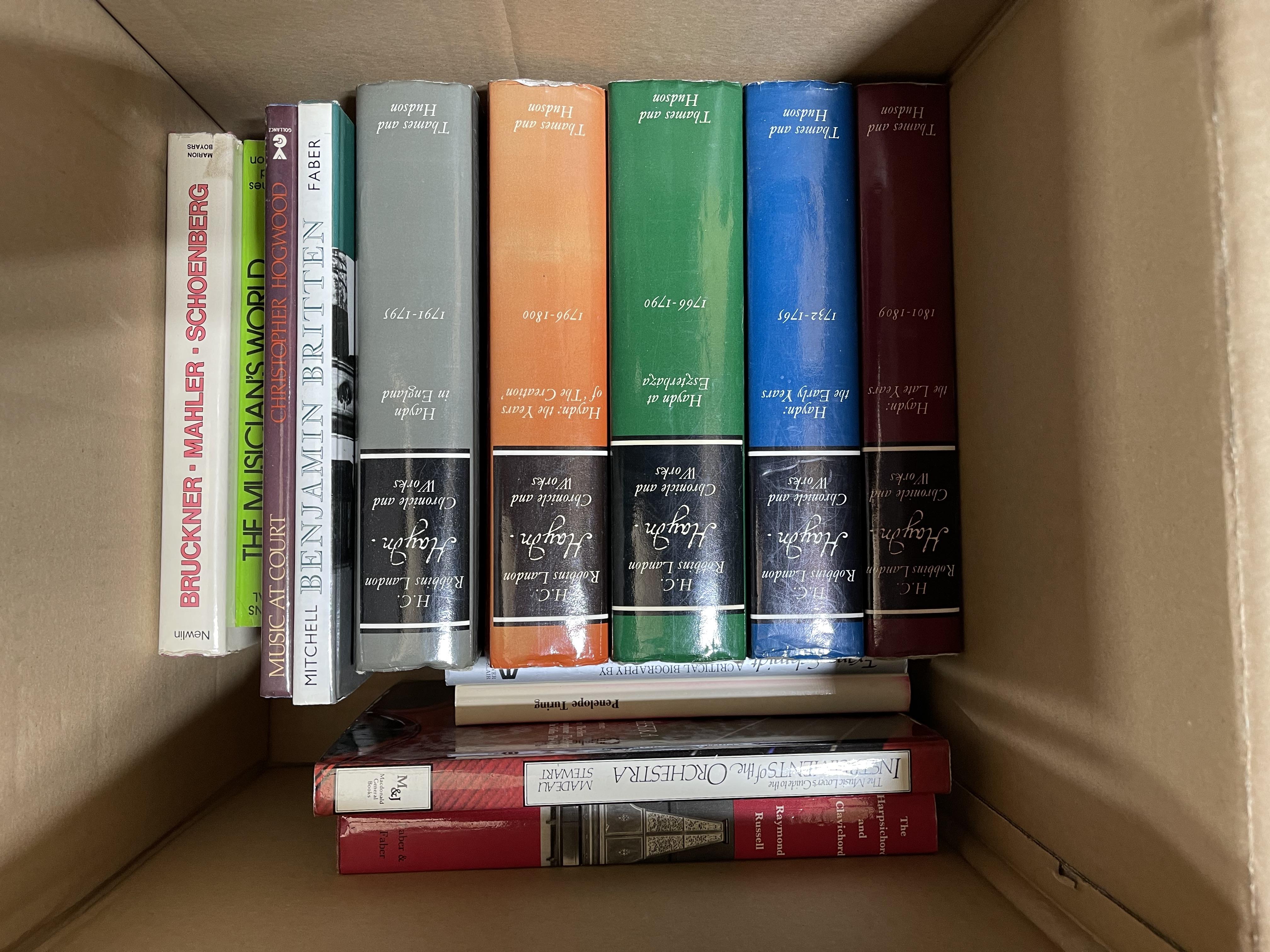 Lot 58 - CLASSICAL MUSIC - BOOK ARCHIVE.