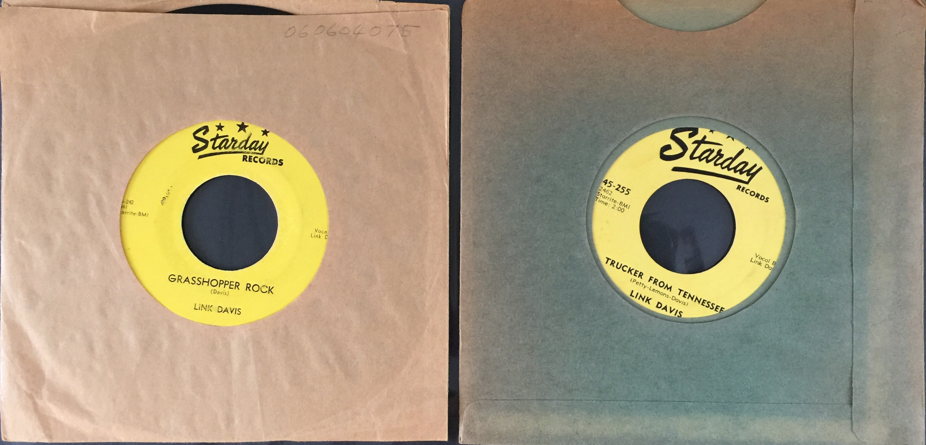 Lot 287 - LINK DAVIS - STARDAY RECORDS 7" RARITIES