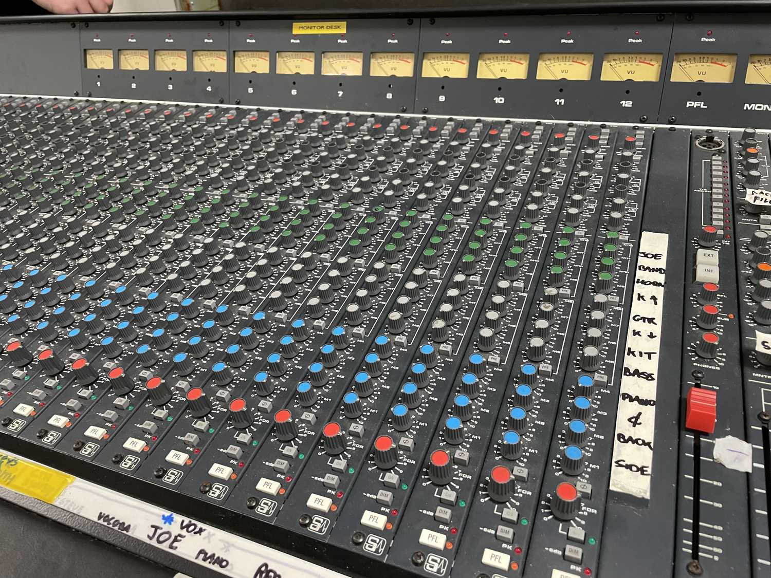 Lot 65 - STRAWBERRY STUDIOS - STRAWBERRY RENTALS