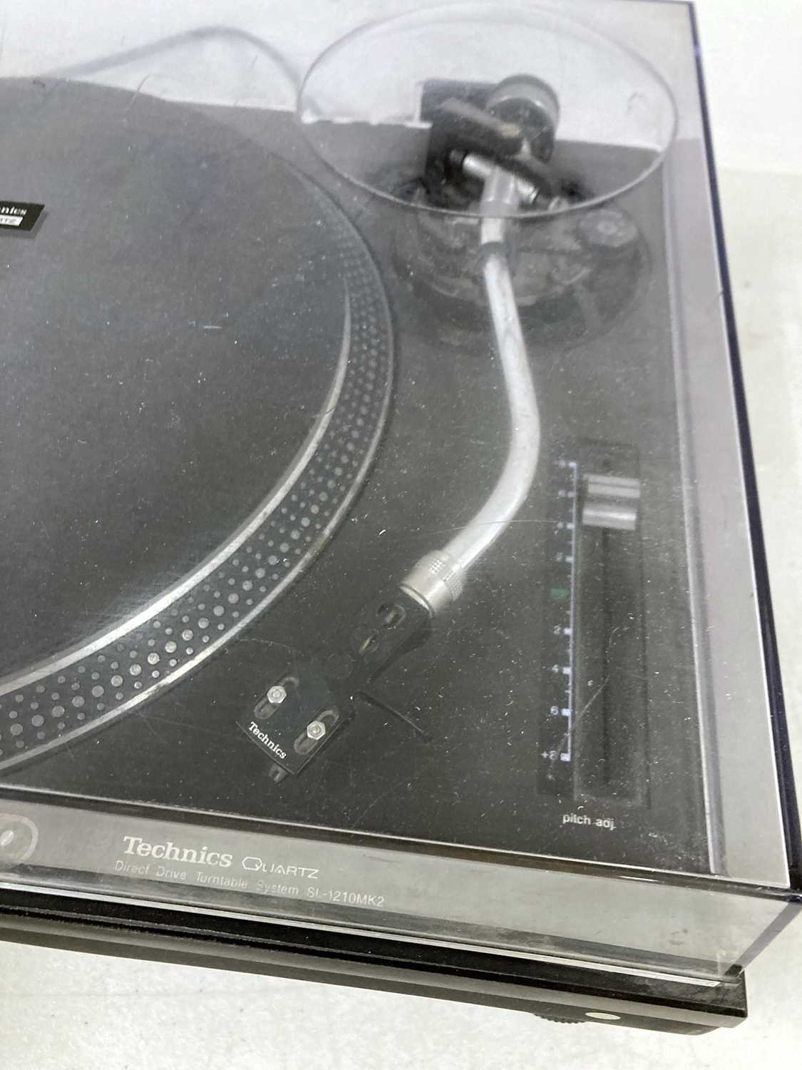 Lot 84 - TECHNICS SL-1210MK2 TURNTABLE.