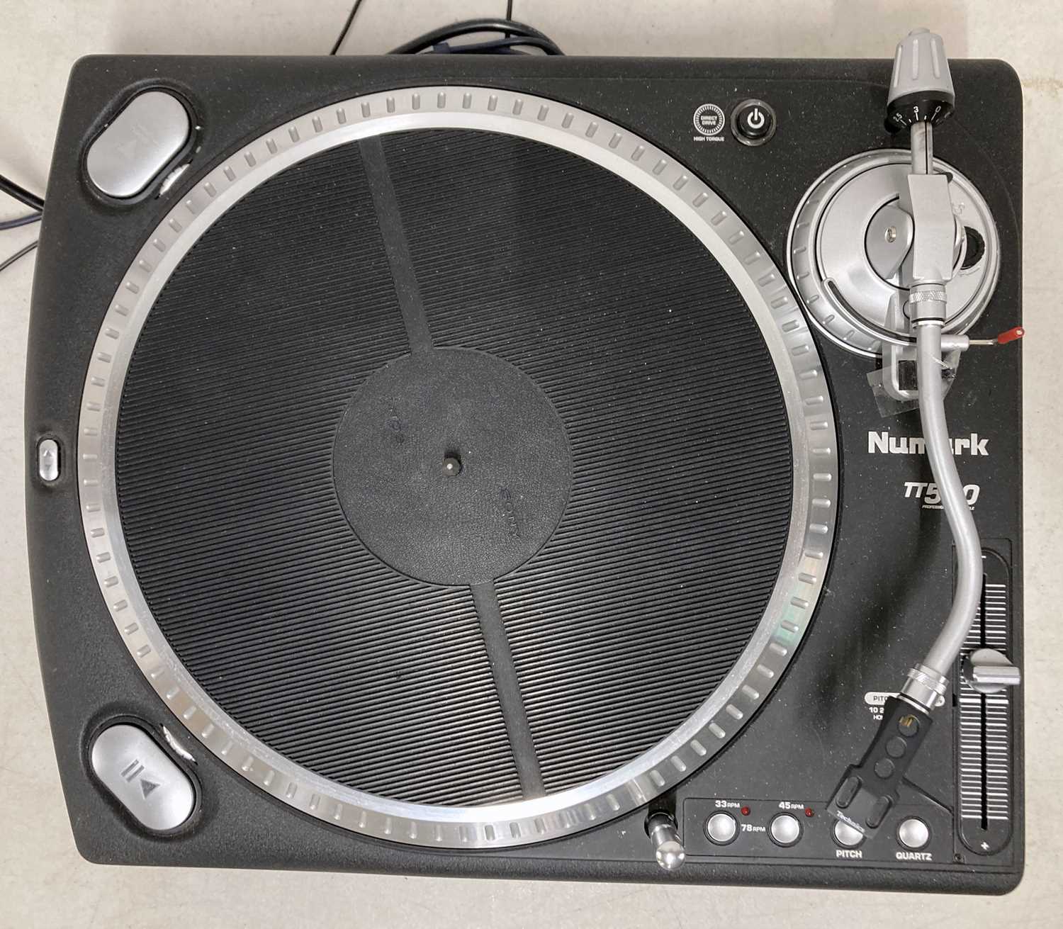 Lot 91 - NUMARK TT500 DIRECT DRIVE TURNTABLE.