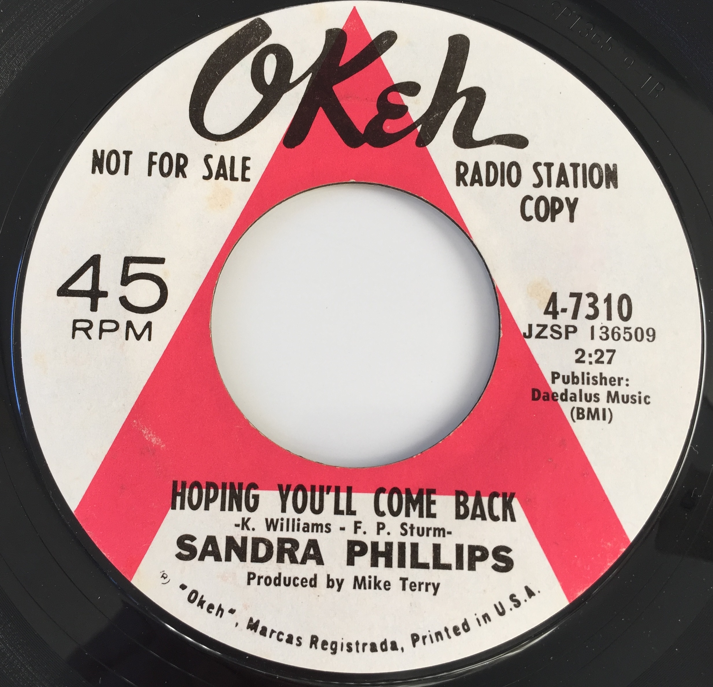 Lot 10 - SANDRA PHILLIPS - HOPING YOU'LL COME BACK/ I