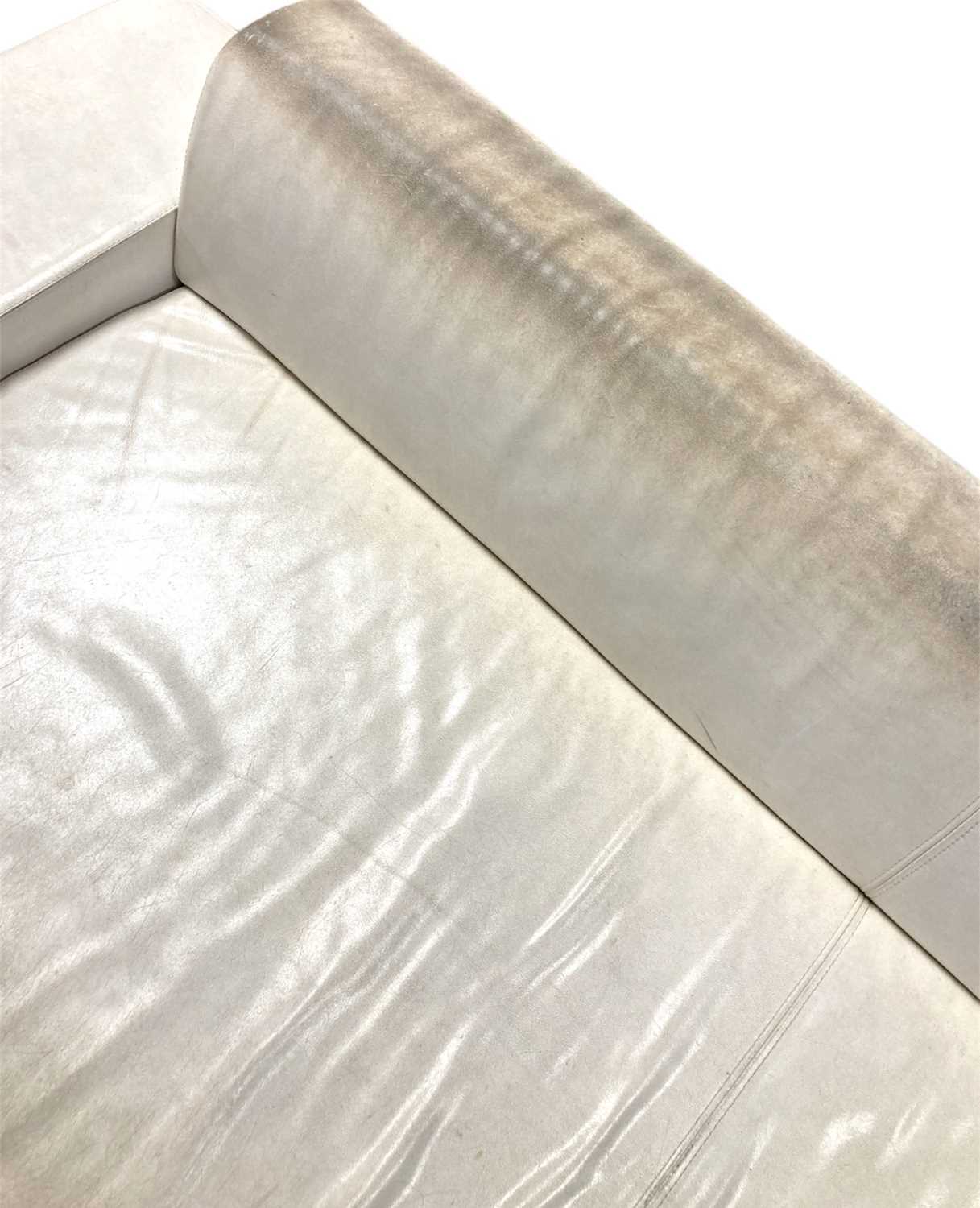 Lot 521 - GEORGE MICHAEL - ORIGINAL SOFA FROM THE