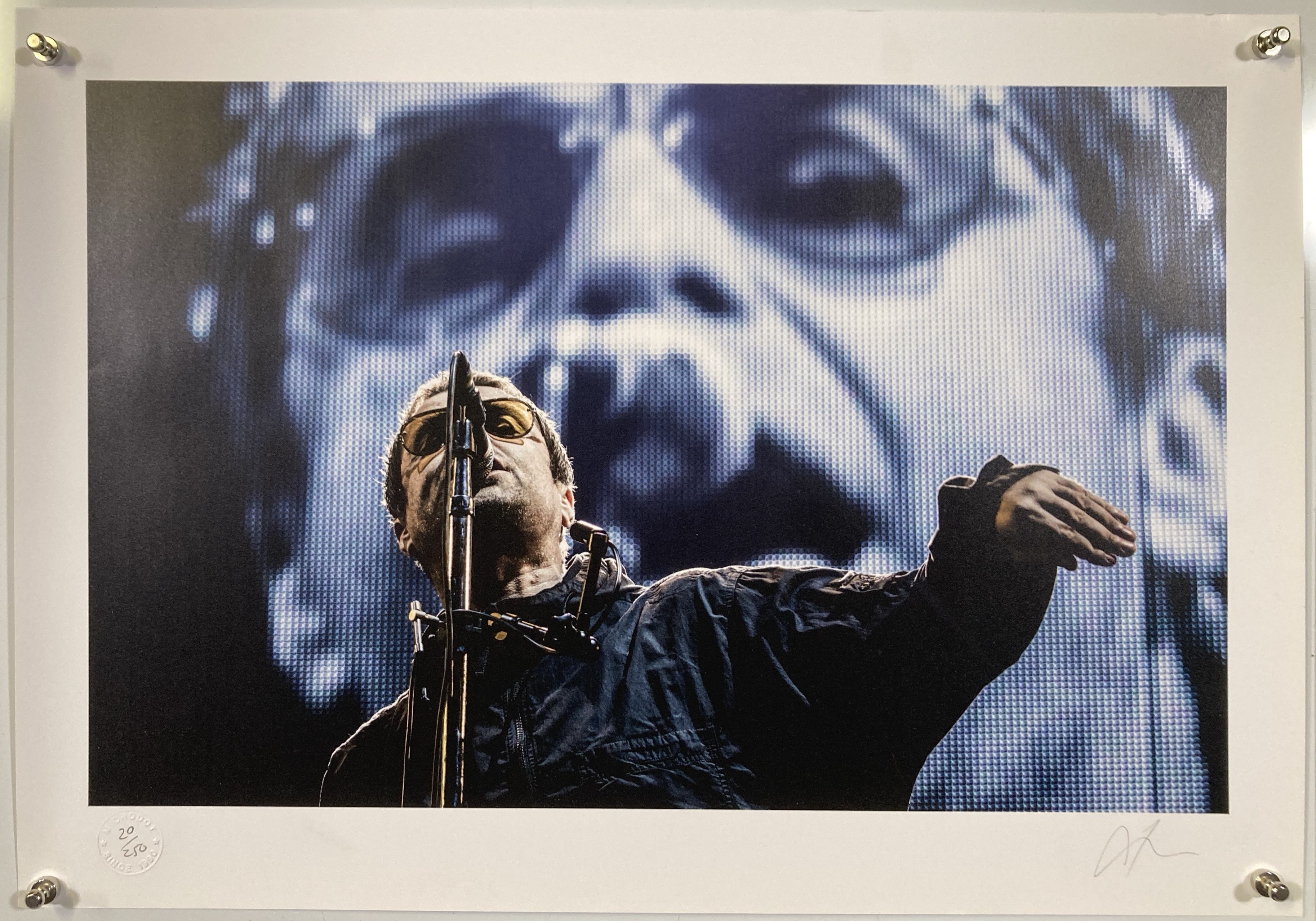 Lot 495 - OASIS - MICRODOT OFFICIAL PRINTS.