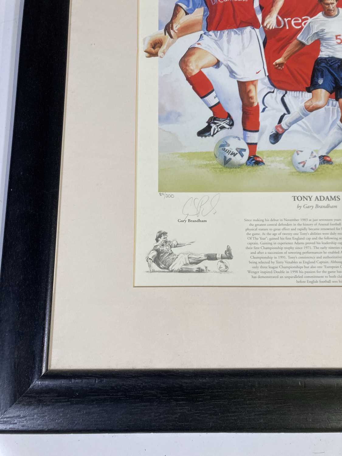 Lot 3 - ARSENAL INTEREST - A TONY ADAMS SIGNED PRINT.