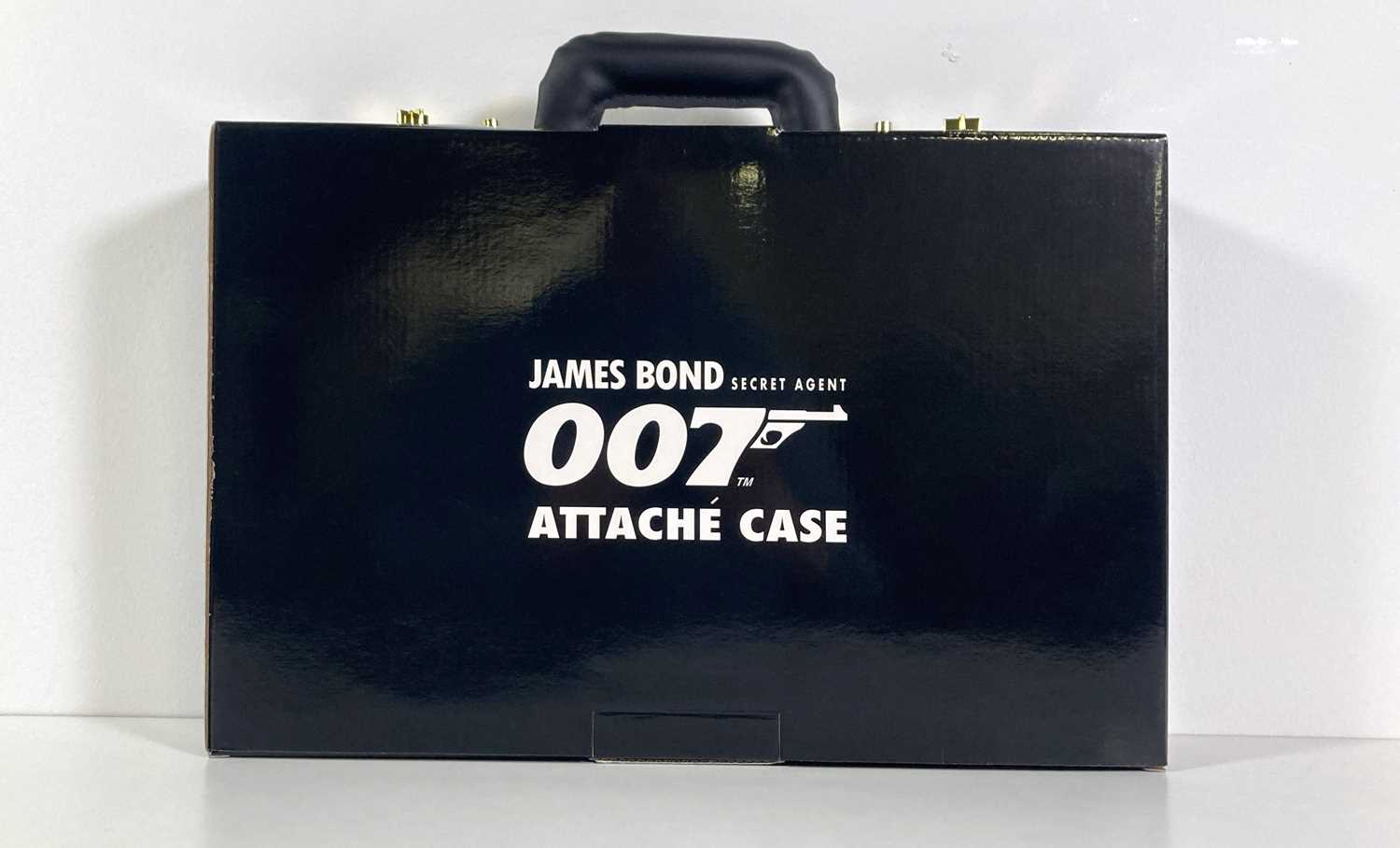 Lot 193 - JAMES BOND - 2021 DANJAQ SECRET AGENT