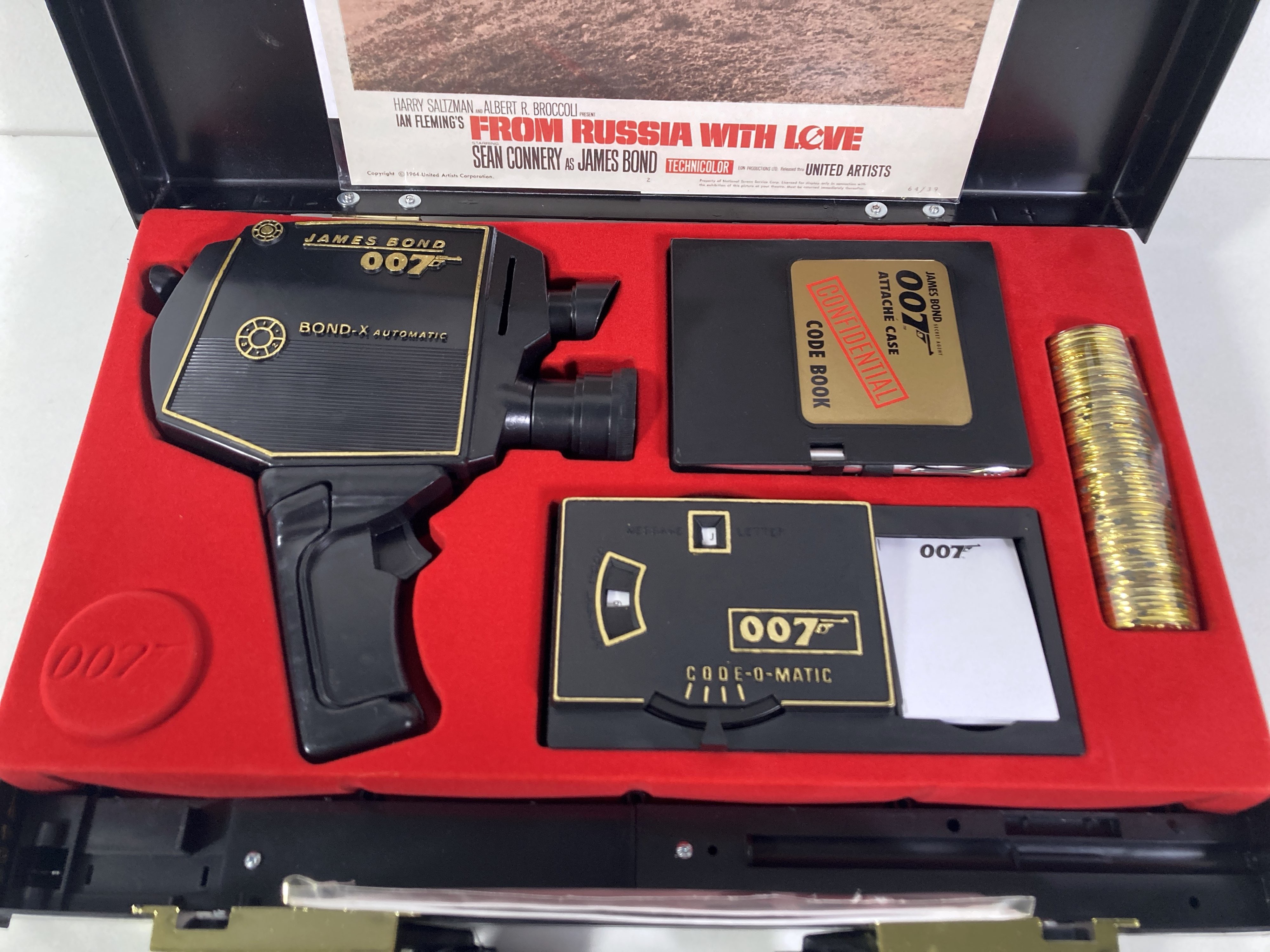 Lot 193 - JAMES BOND - 2021 DANJAQ SECRET AGENT