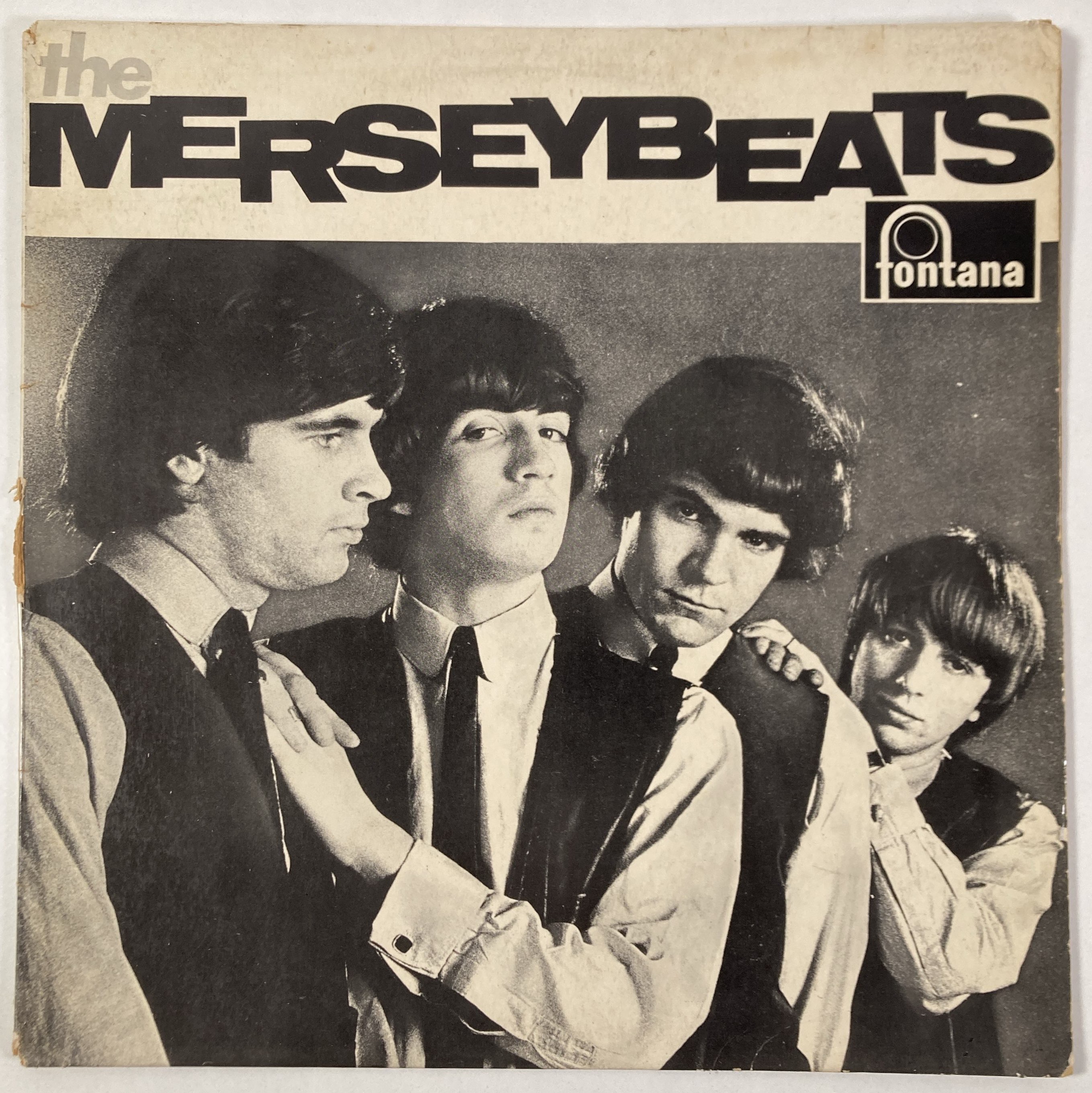 Lot 306 - THE MERSEYBEATS - A FULLY SIGNED LP.