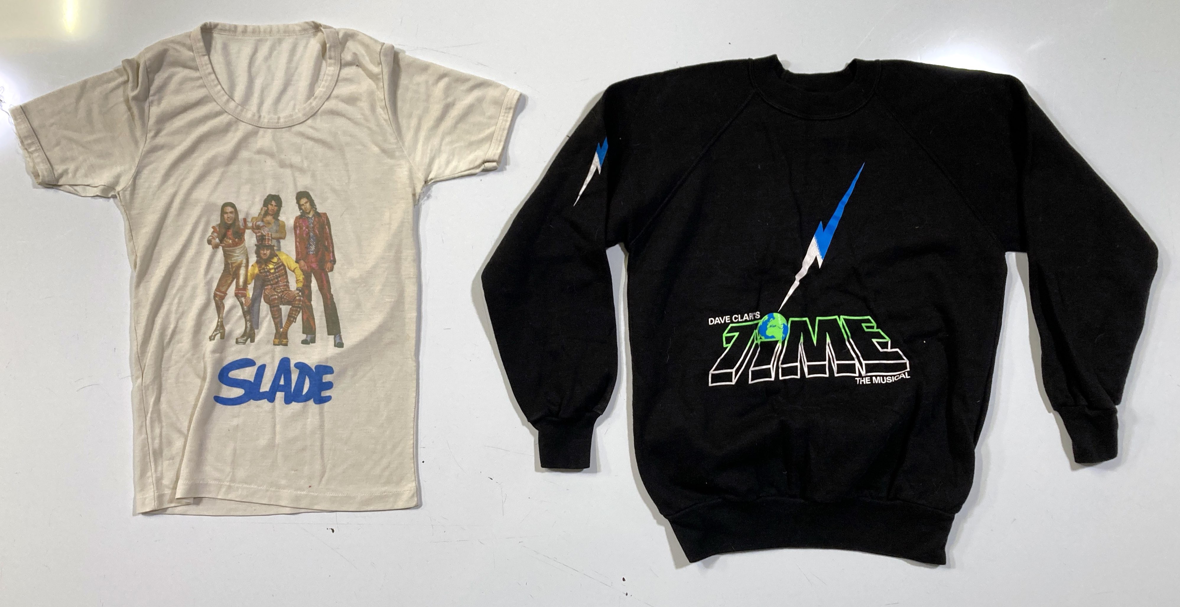 Lot 372 - SLADE - AN ORIGINAL C 1970S T-SHIRT.