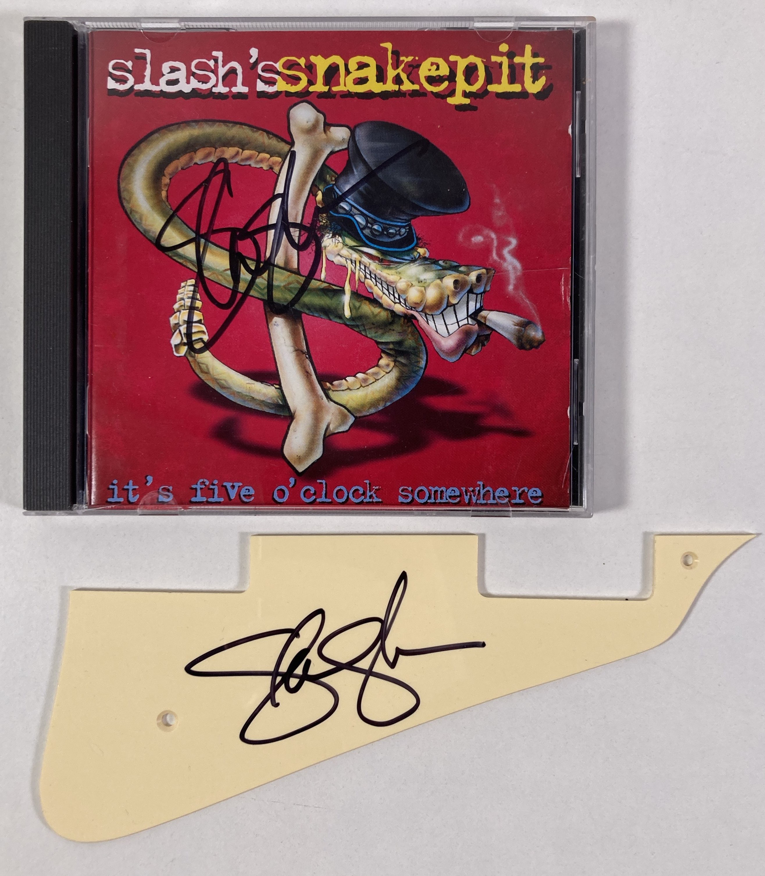 Lot 321 - GUNS N ROSES INTEREST - SLASH SIGNED CD