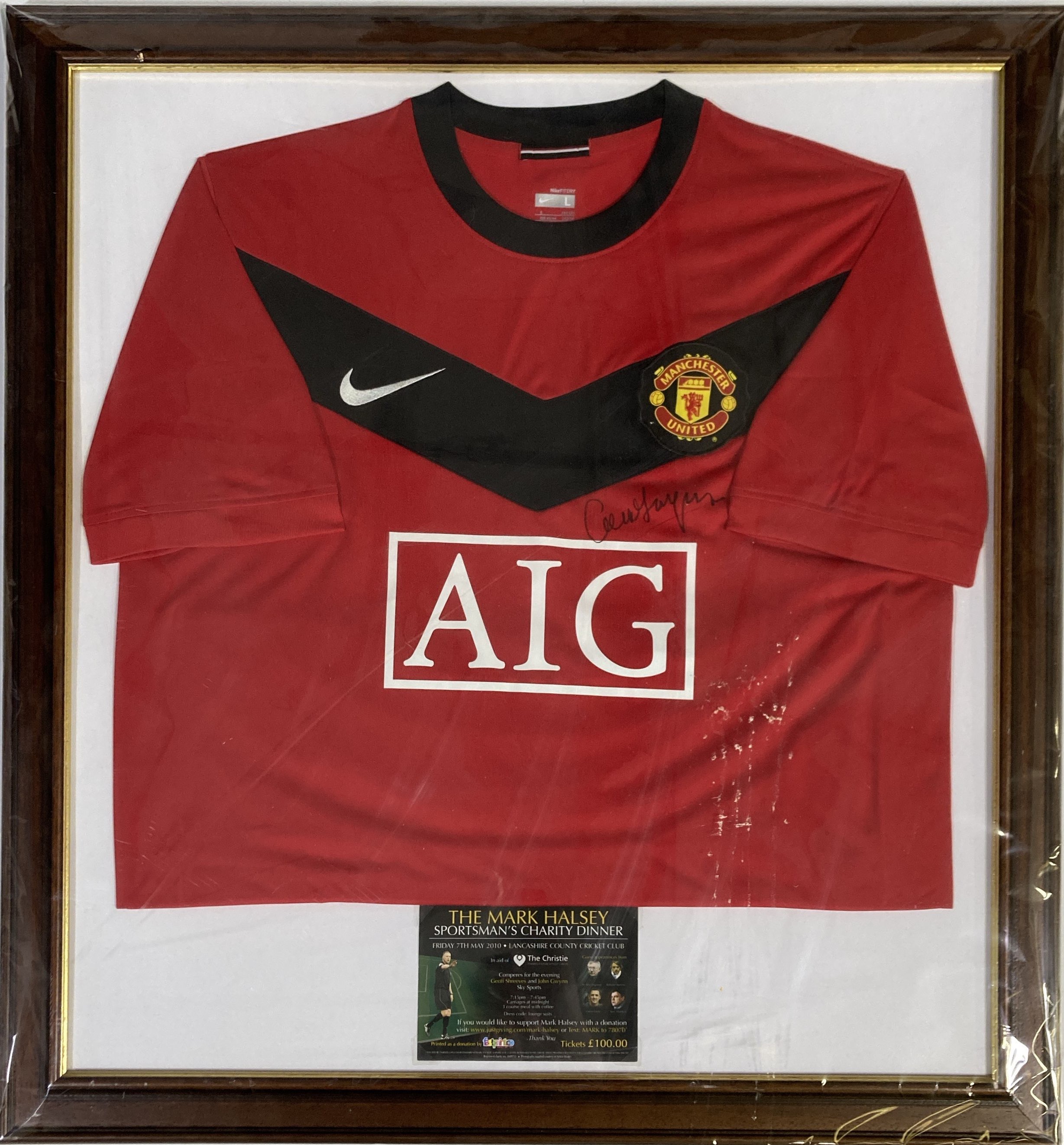 Lot 14 - MANCHESTER UNITED - SIGNED SHIRTS - INC GIGGS