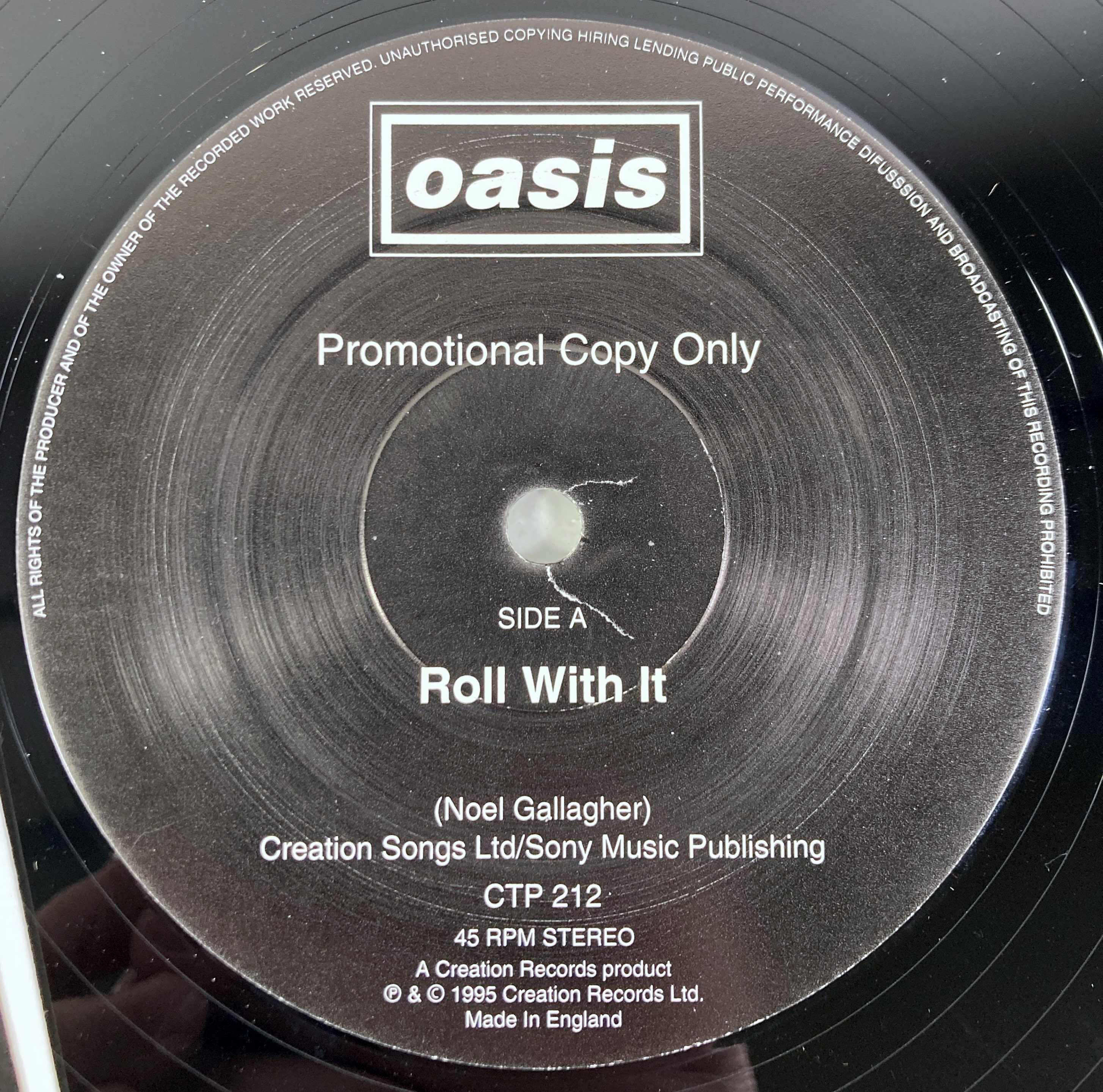 Lot 28 - OASIS - ROLL WITH IT 12" (UK PROMO - CTP 212)
