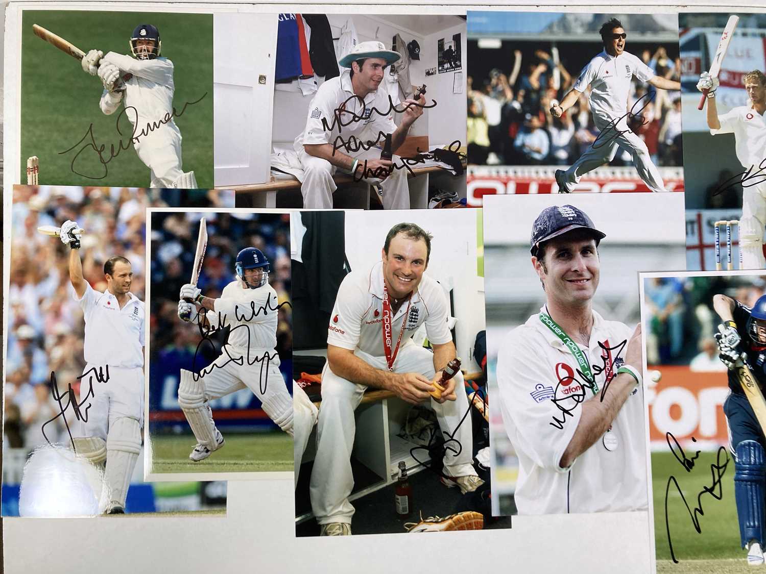 Lot 52 - SPORTING MEMORABILIA - CRICKET STARS - SIGNED