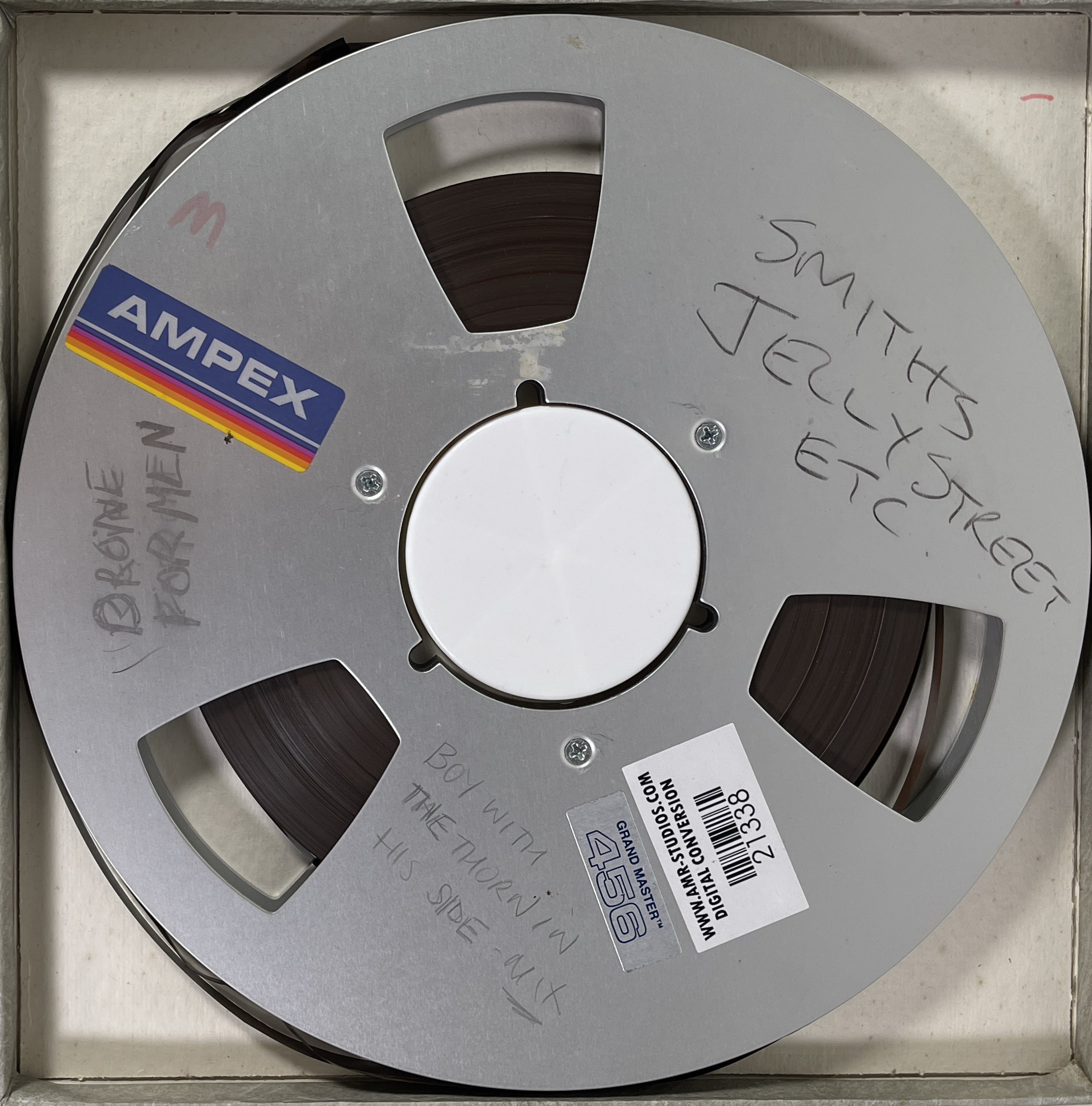 Lot 440 - SMITHS - THE BOY WITH THE THORN IN HIS SIDE