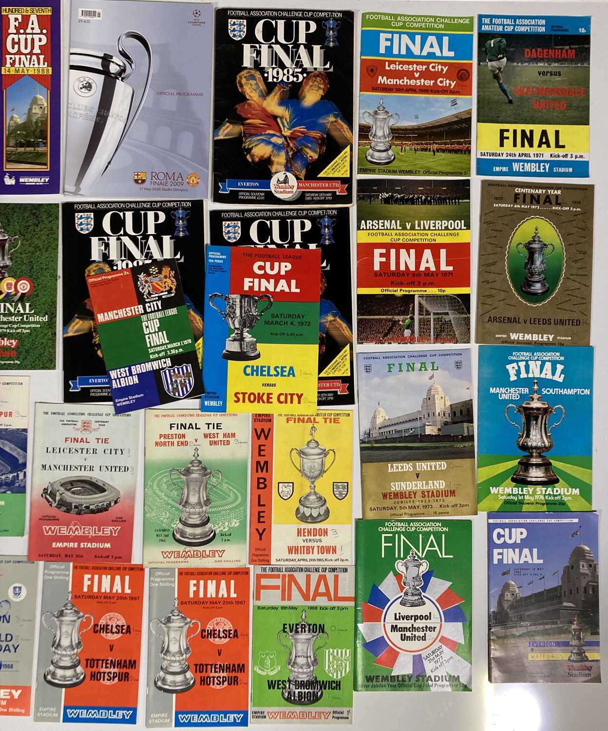 Lot 32 - 38 CUP FINAL FINAL FOOTBALL PROGRAMMES.