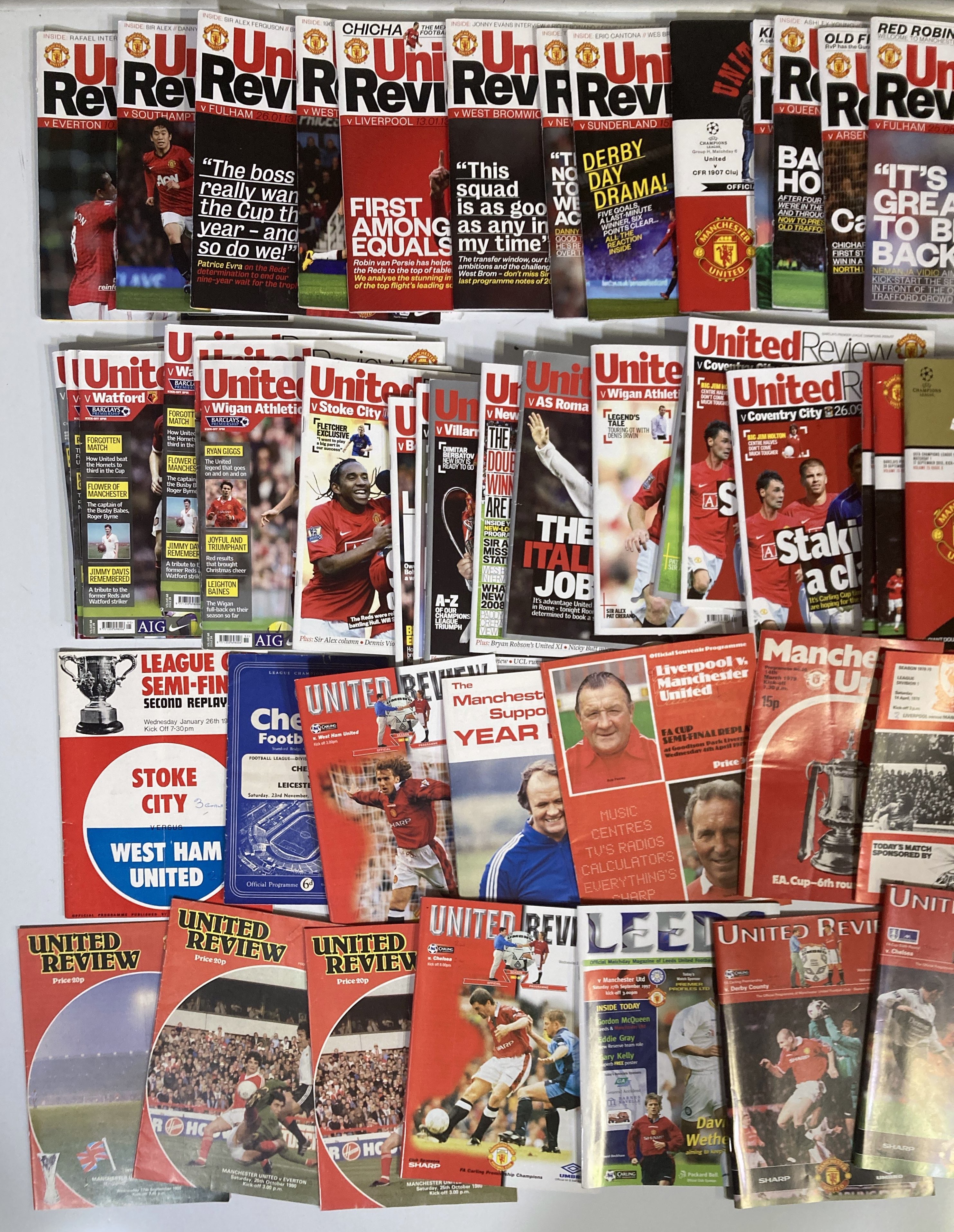 Lot 38 - APPROX 338 MANCHESTER UNITED PROGRAMMES (70s