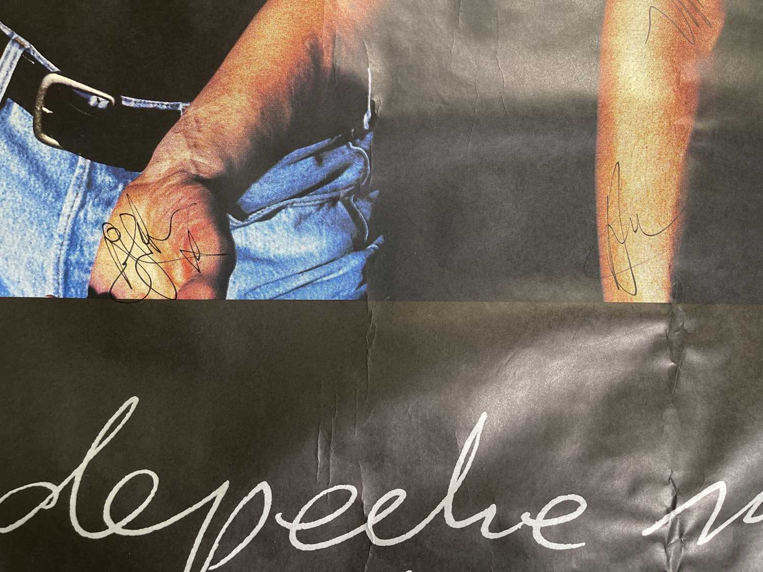 Lot 322 - DEPECHE MODE - FULLY SIGNED 'WORLD VIOLATOR'