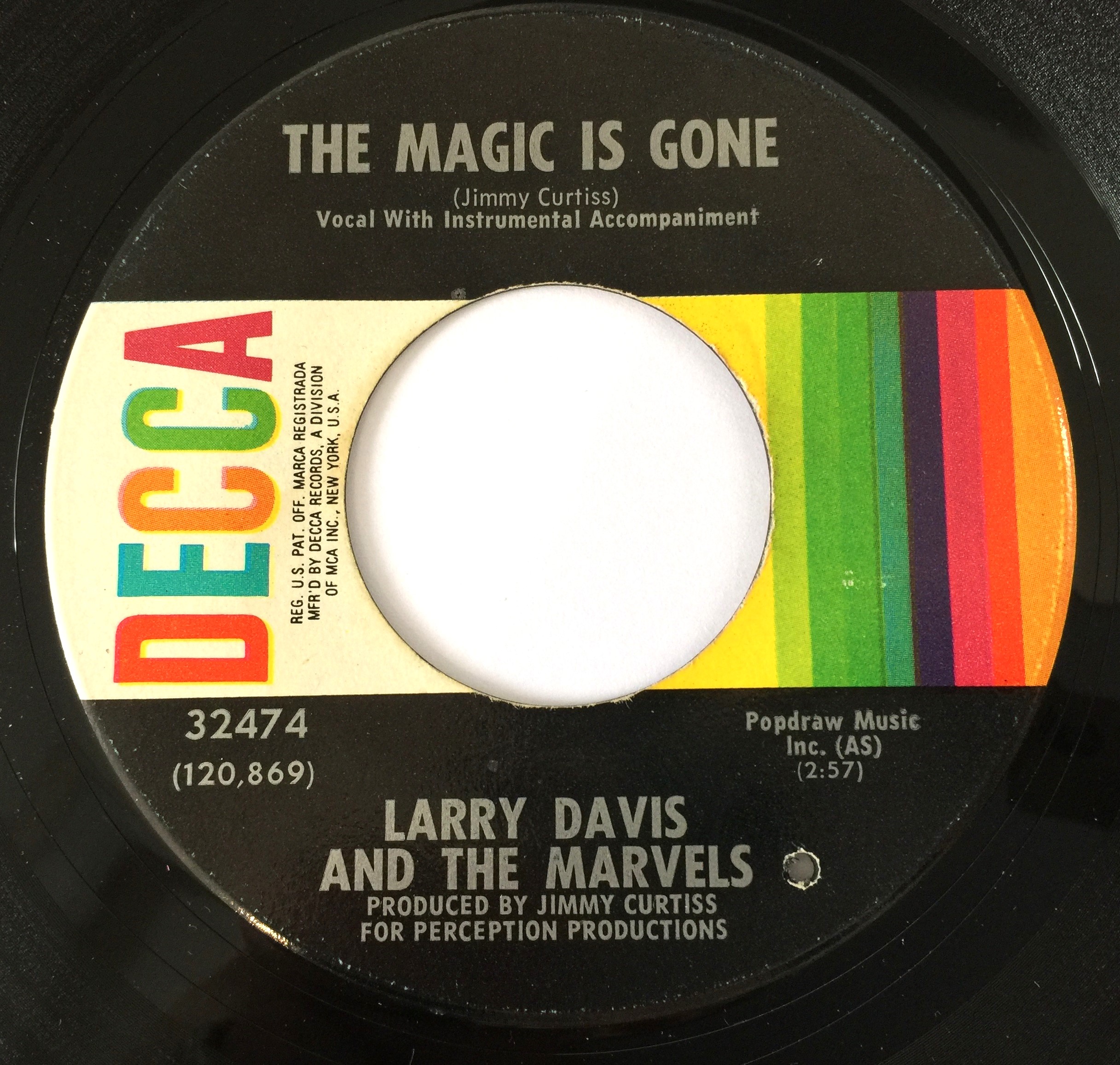 Lot 134 - LARRY DAVIS AND THE MARVELS - THE MAGIC IS