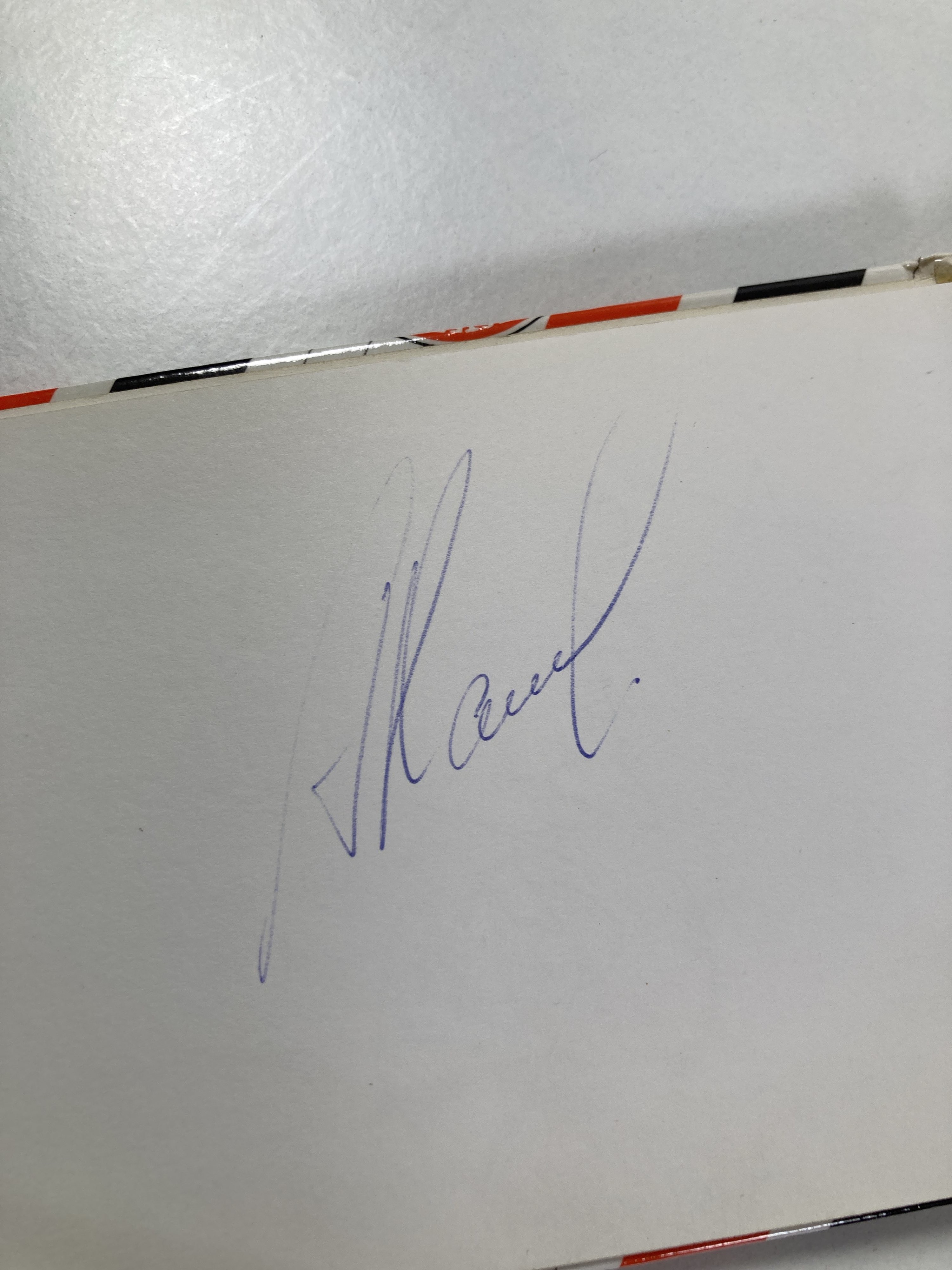 Lot 46 - MANCHESTER UNITED - SIGNED MEMORABILIA.