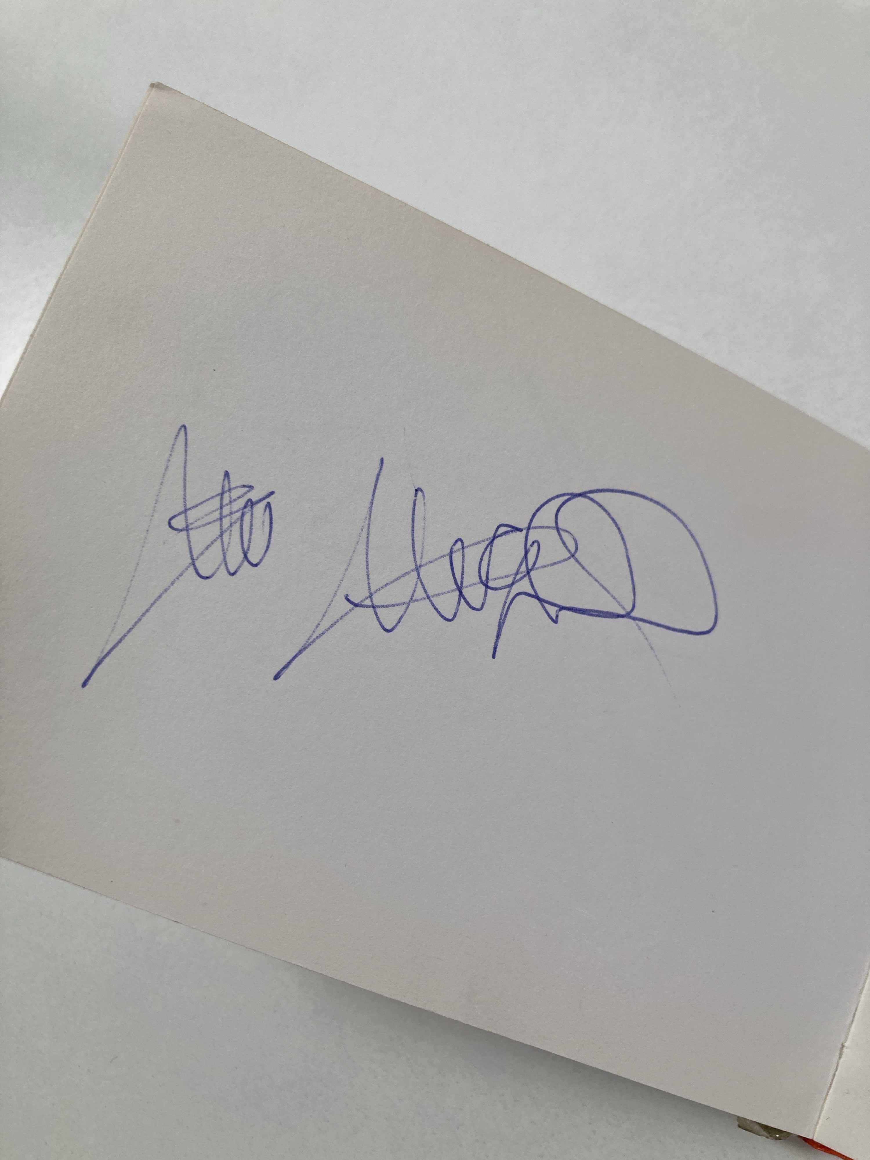 Lot 46 - MANCHESTER UNITED - SIGNED MEMORABILIA.