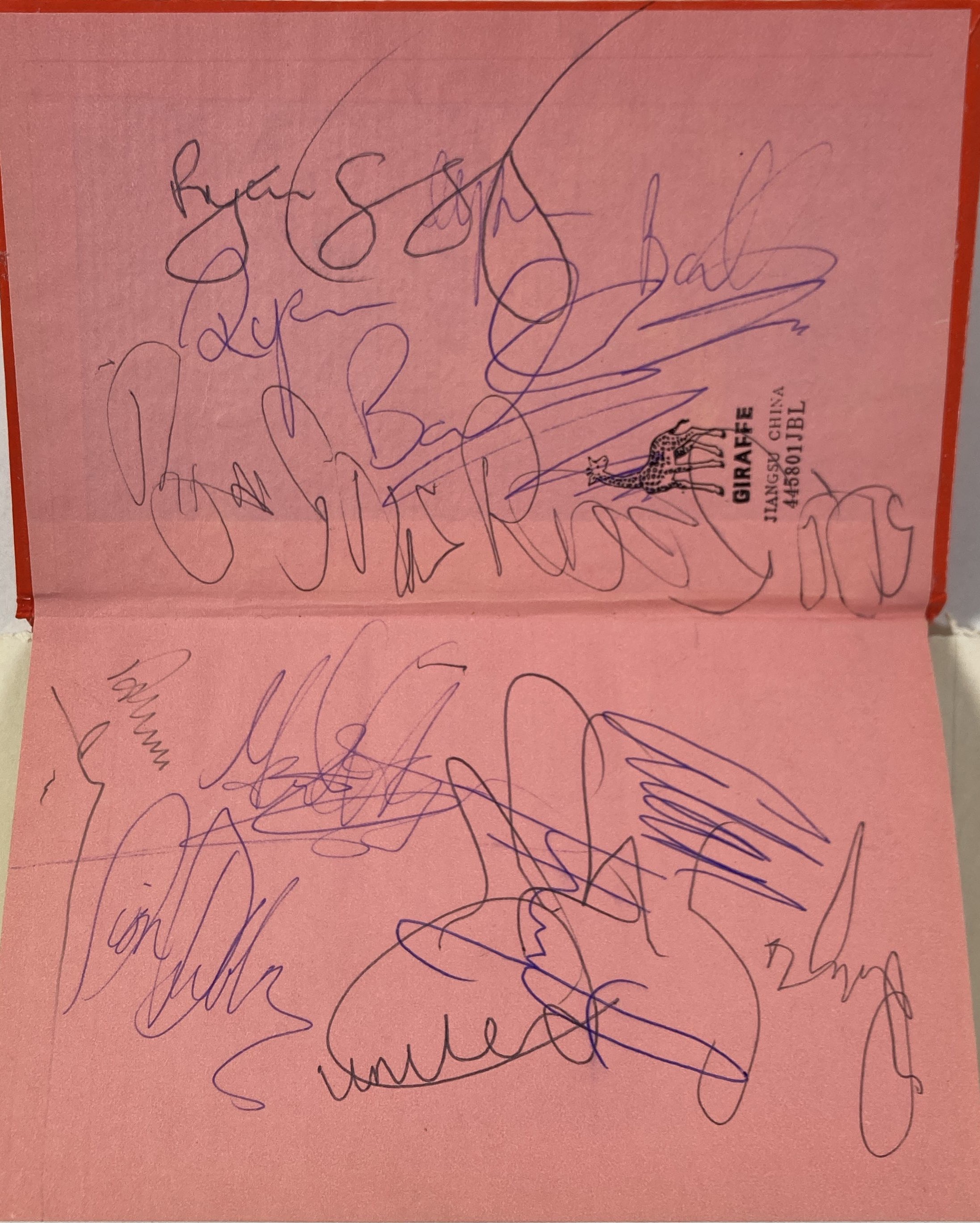 Lot 46 - MANCHESTER UNITED - SIGNED MEMORABILIA.