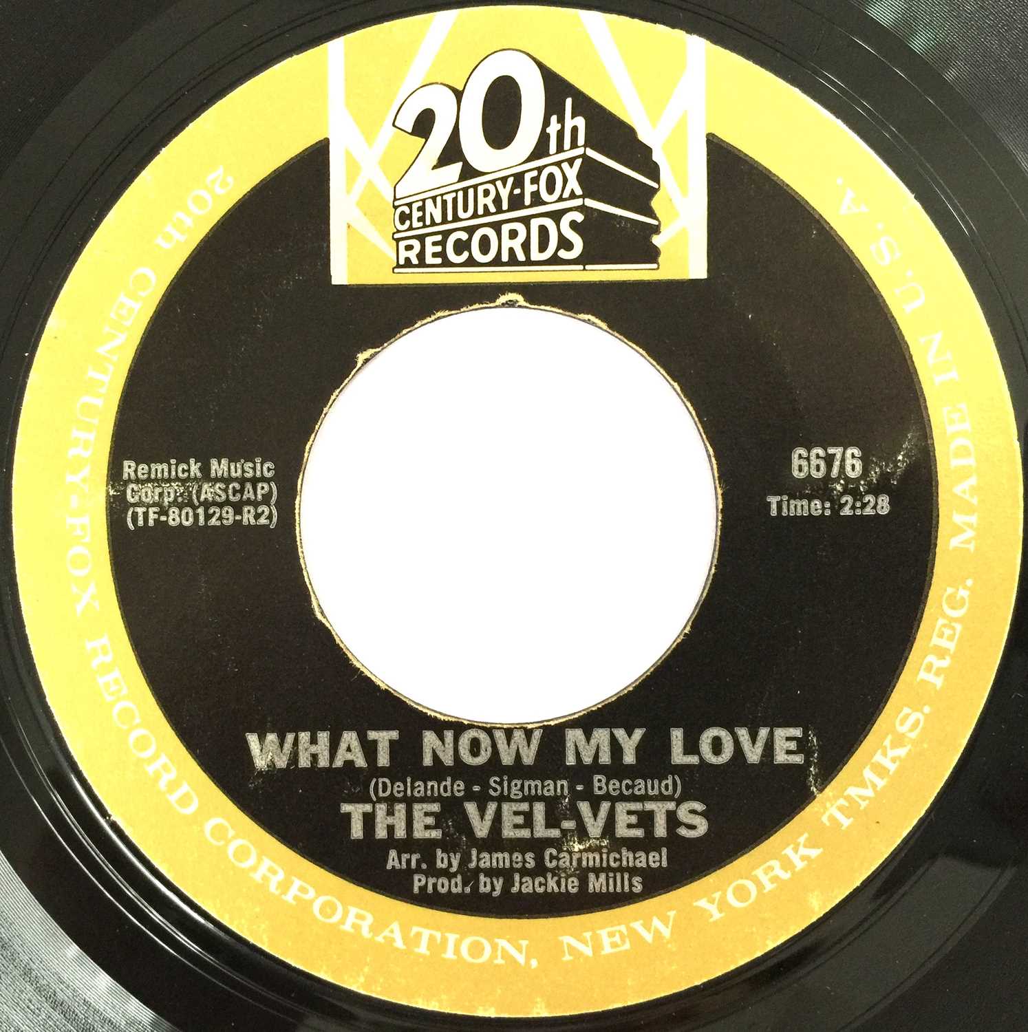 Lot 240 - THE VEL-VETS - I GOT TO FIND ME SOMEBODY 7"