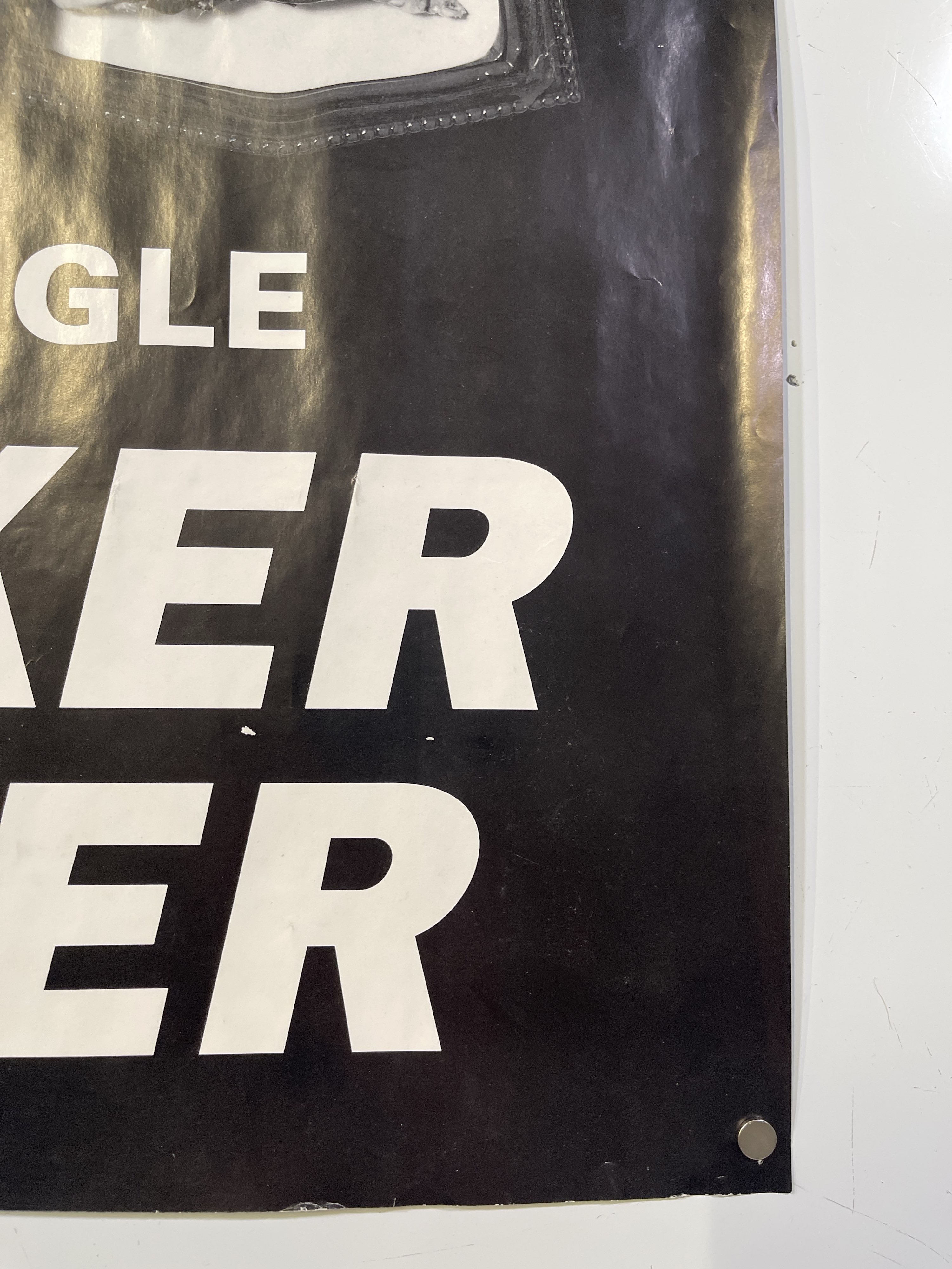 Lot 439 - OASIS - A FULLY SIGNED SHAKERMAKER