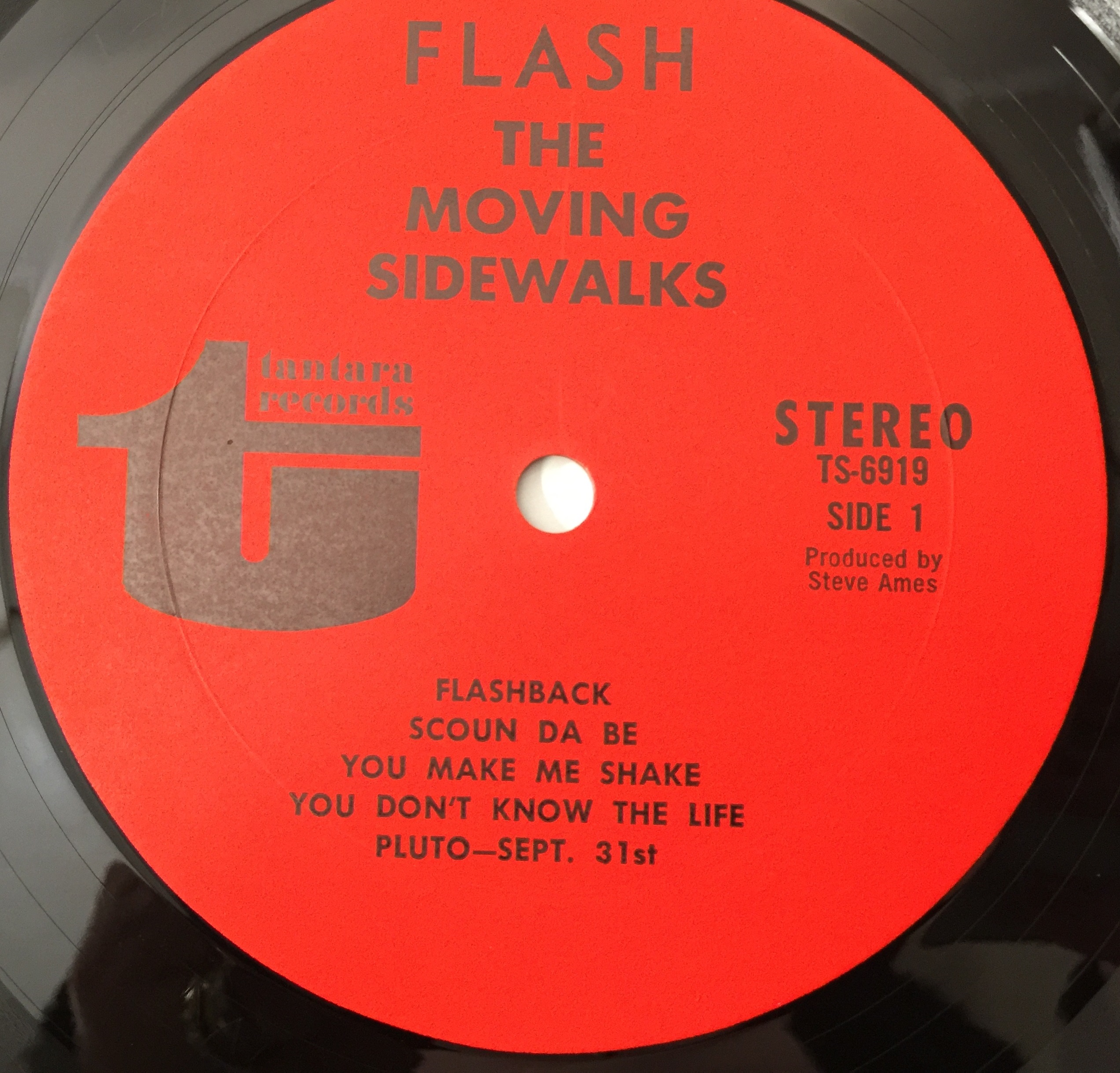 Lot 196 - THE MOVING SIDEWALKS - FLASH LP (US STEREO