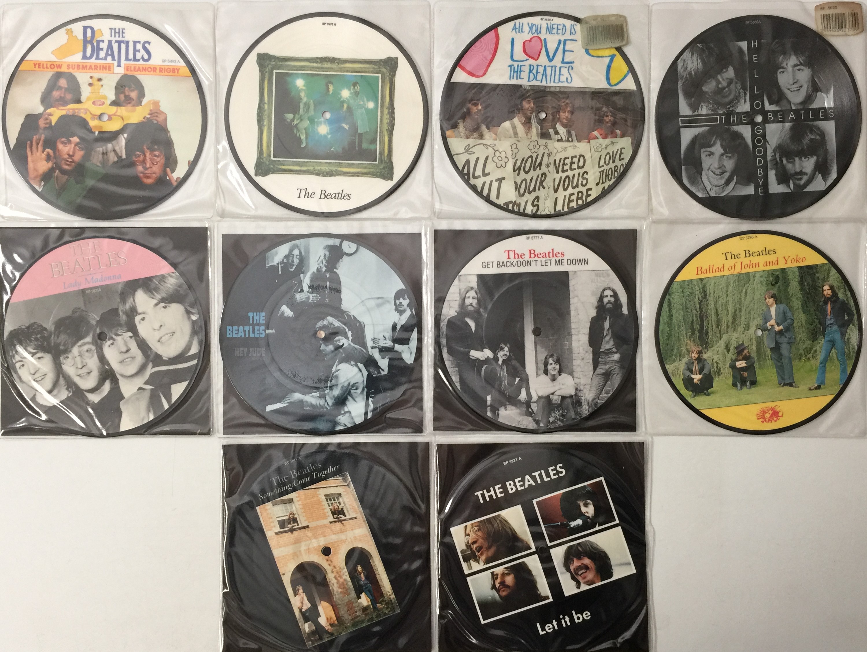 Lot 95 - THE BEATLES - PICTURE DISC COMPLETE 7"