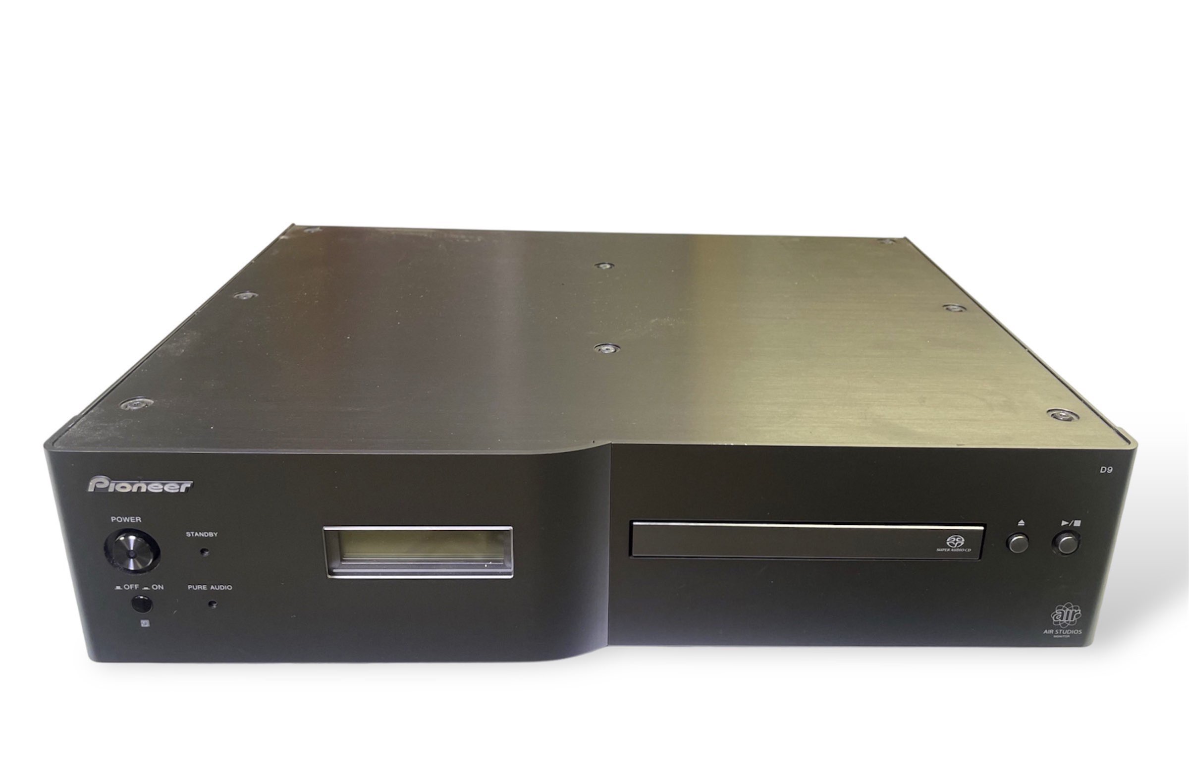 Lot 19 - PIONEER PD-D9-J SUPER AUDIO CD PLAYER.