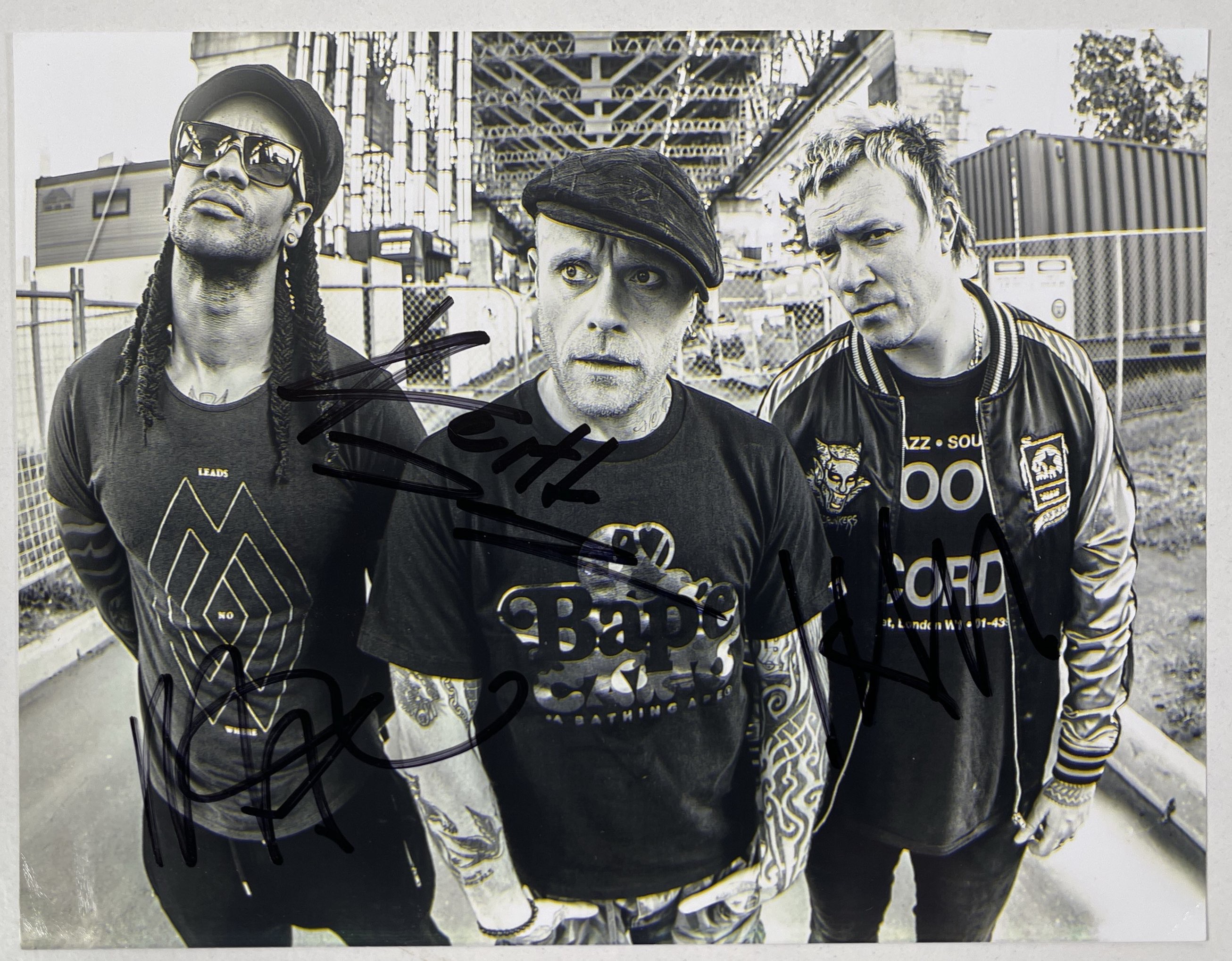 Lot 256 - THE PRODIGY- A SIGNED PHOTO.
