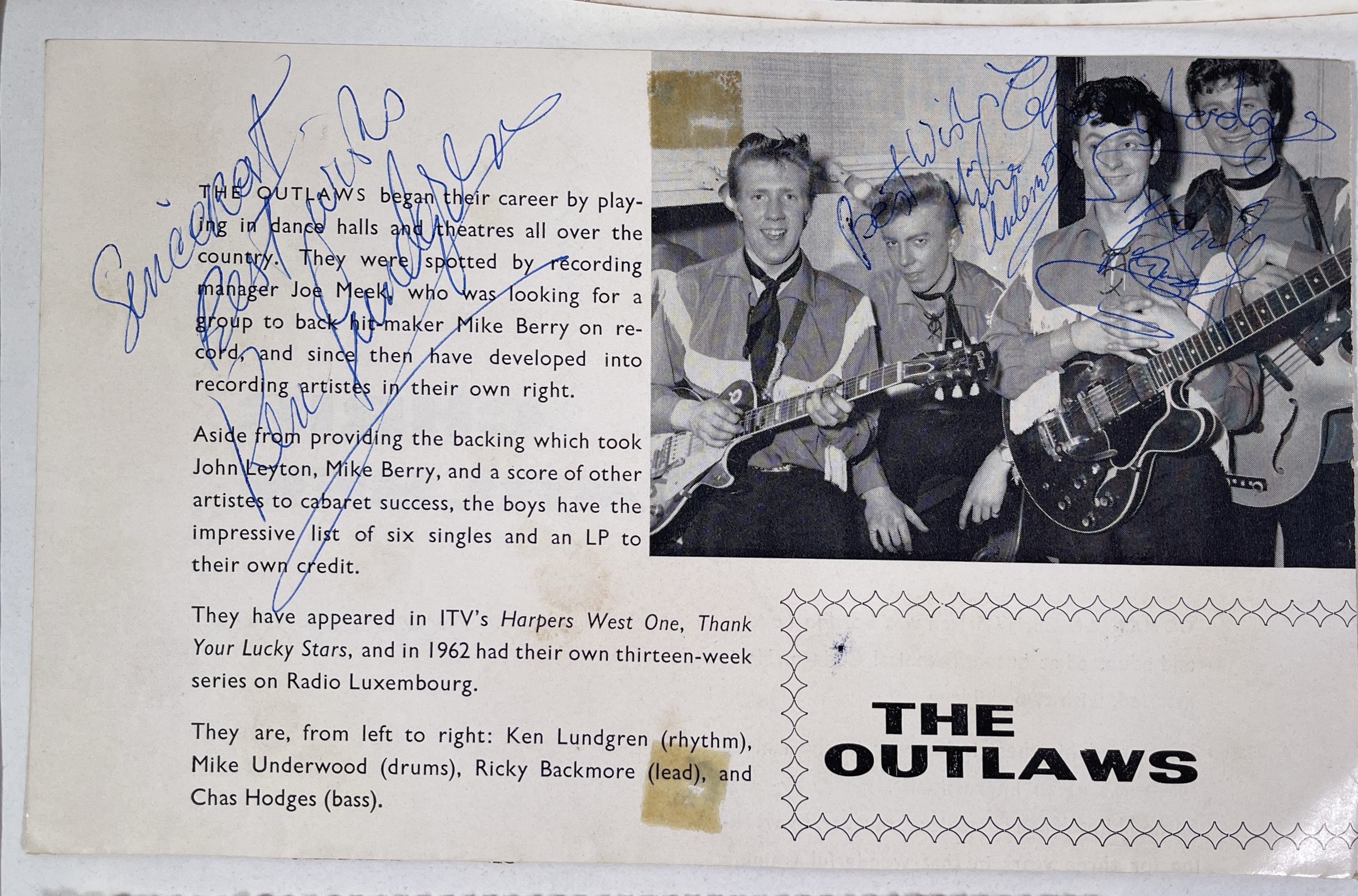 Lot 272 - 1960S GROUPS / ARTISTS - AUTOGRAPH