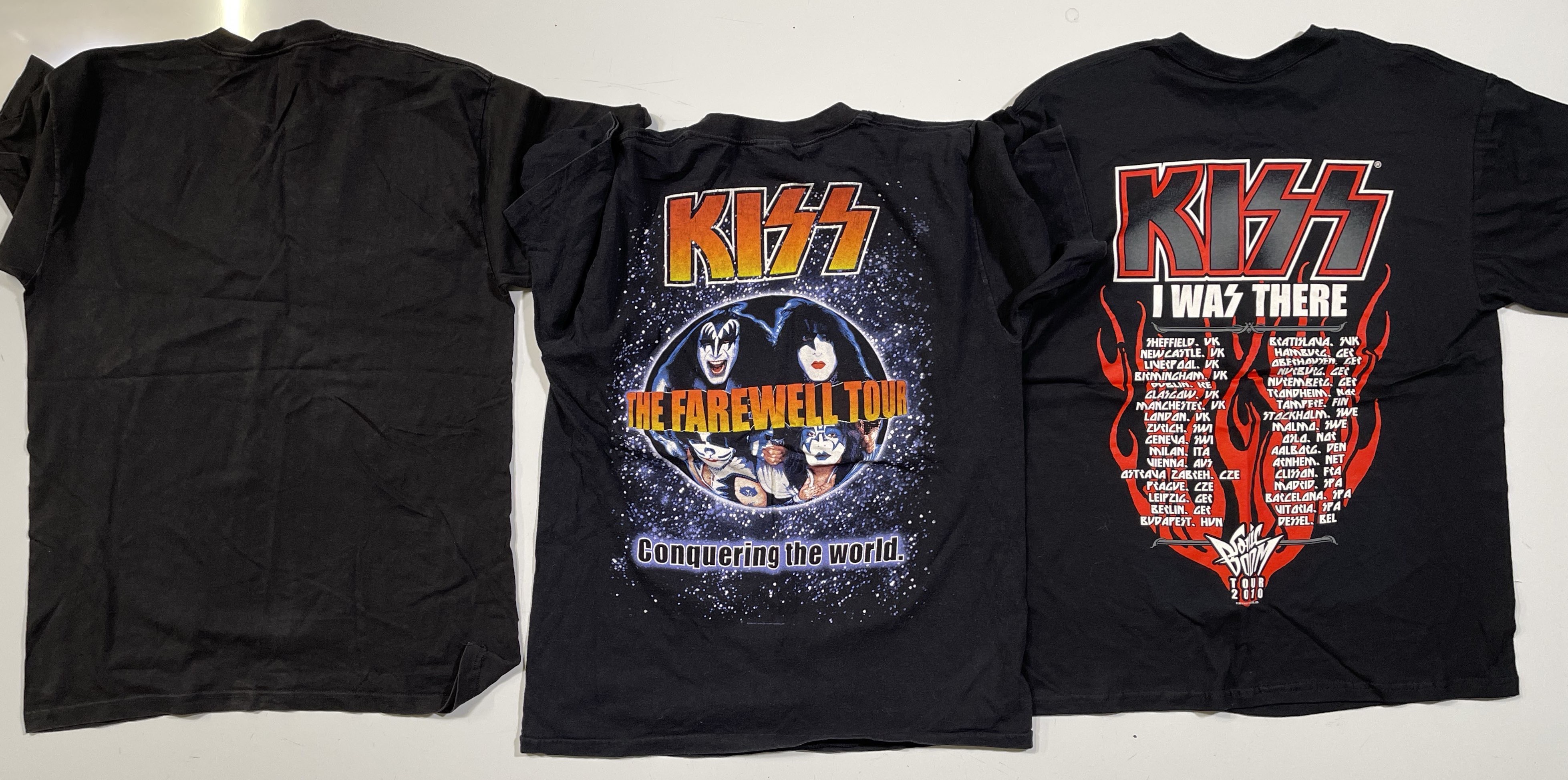 Lot 469 - KISS MEMORABILIA - 2000S T-SHIRT COLLECTION.